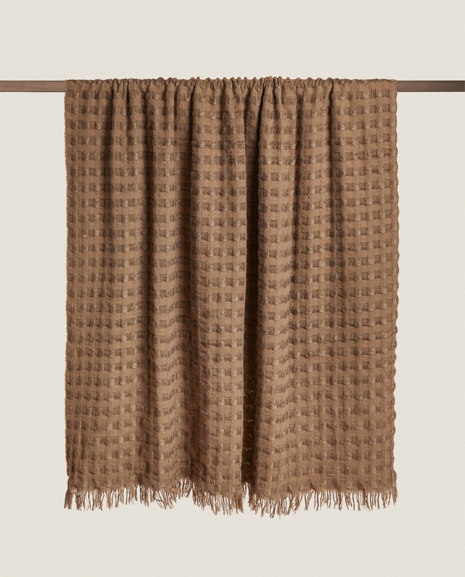 Introducir 91+ imagen plaid canapé zara home - fr.thptnganamst.edu.vn Introducir 91+ imagen plaid canapé zara home - fr.thptnganamst.edu.vn