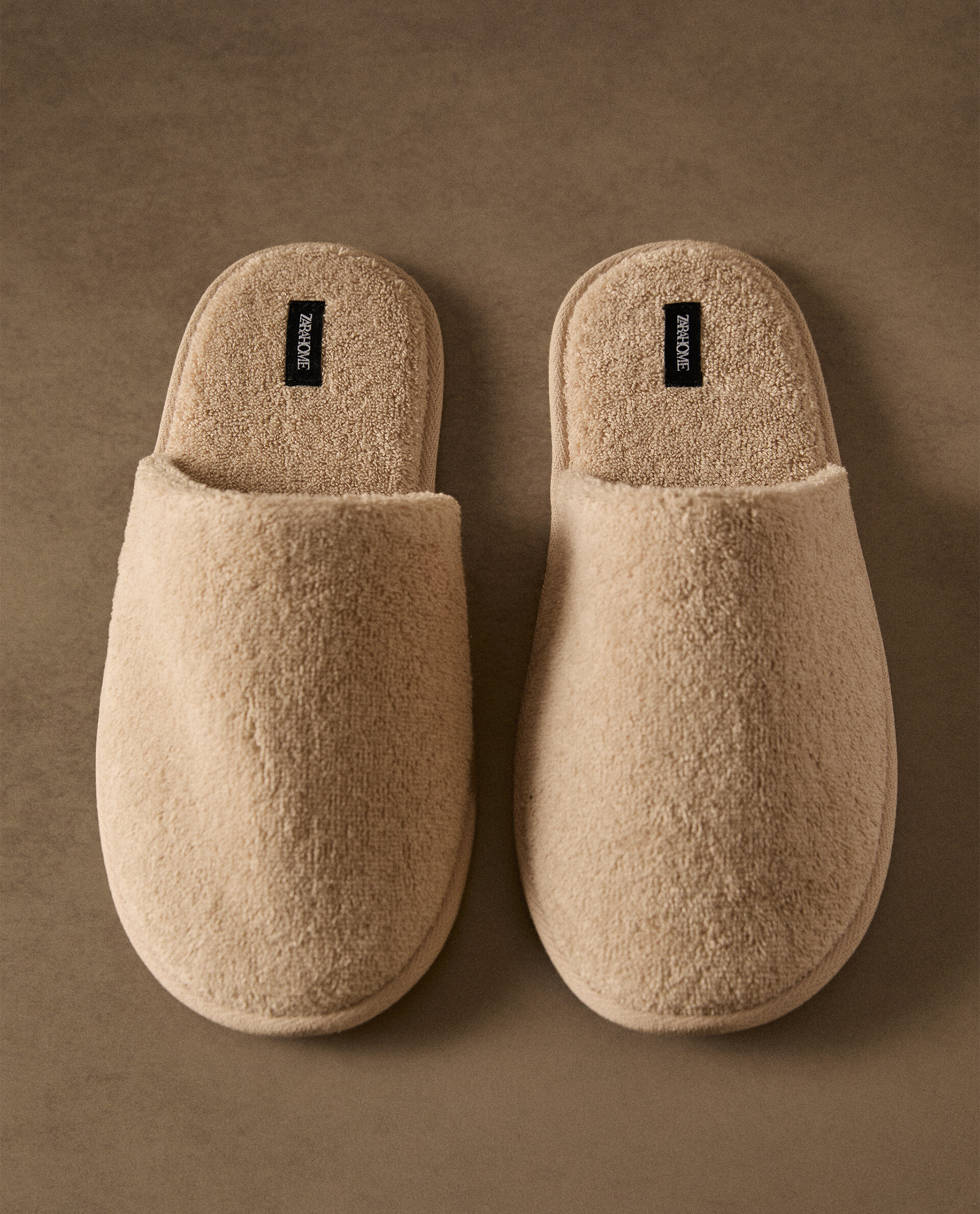 CHAUSSONS TISSU ÉPONGE SALLE DE BAINS | Zara Home Le Maroc CHAUSSONS TISSU ÉPONGE SALLE DE BAINS | Zara Home Le Maroc
