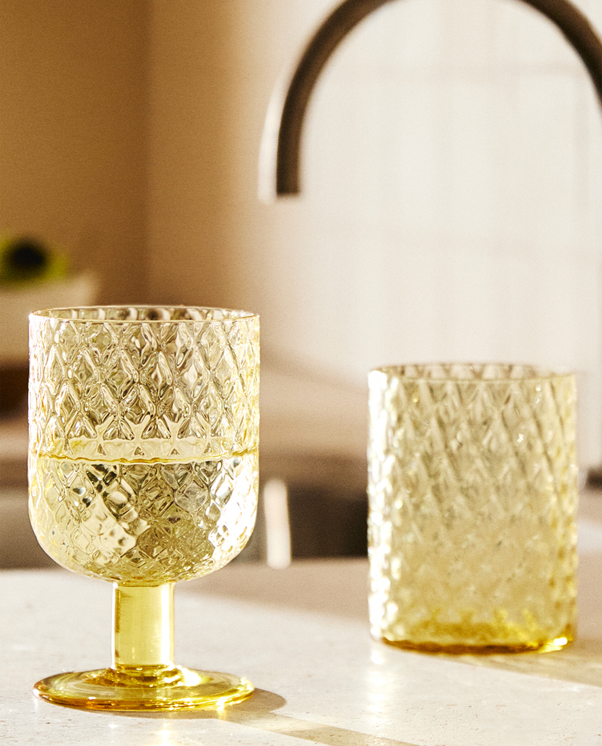 Glassware Set With Raised Diamond Design Sets Glassware Dining