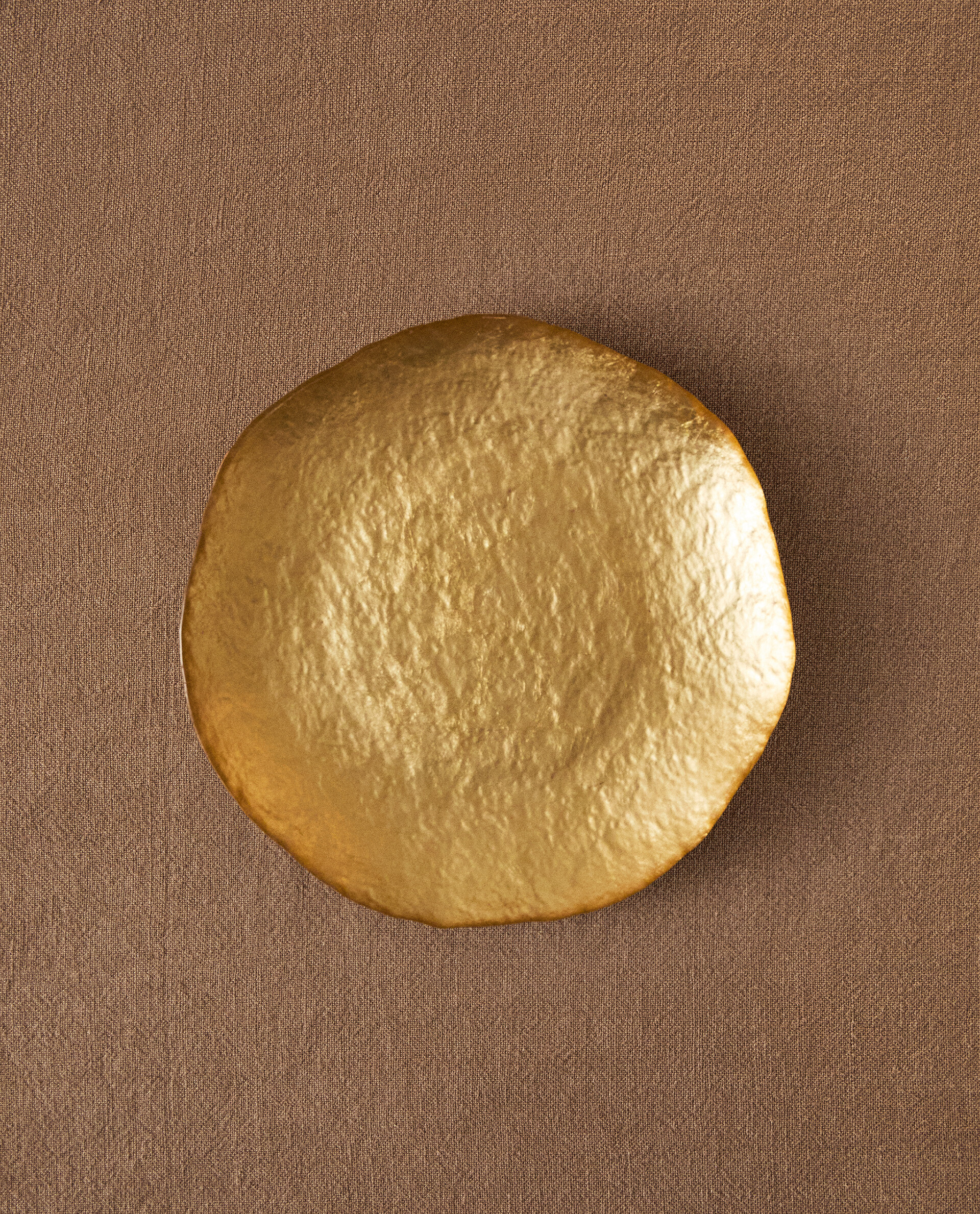 Piring kue dan piring kecil