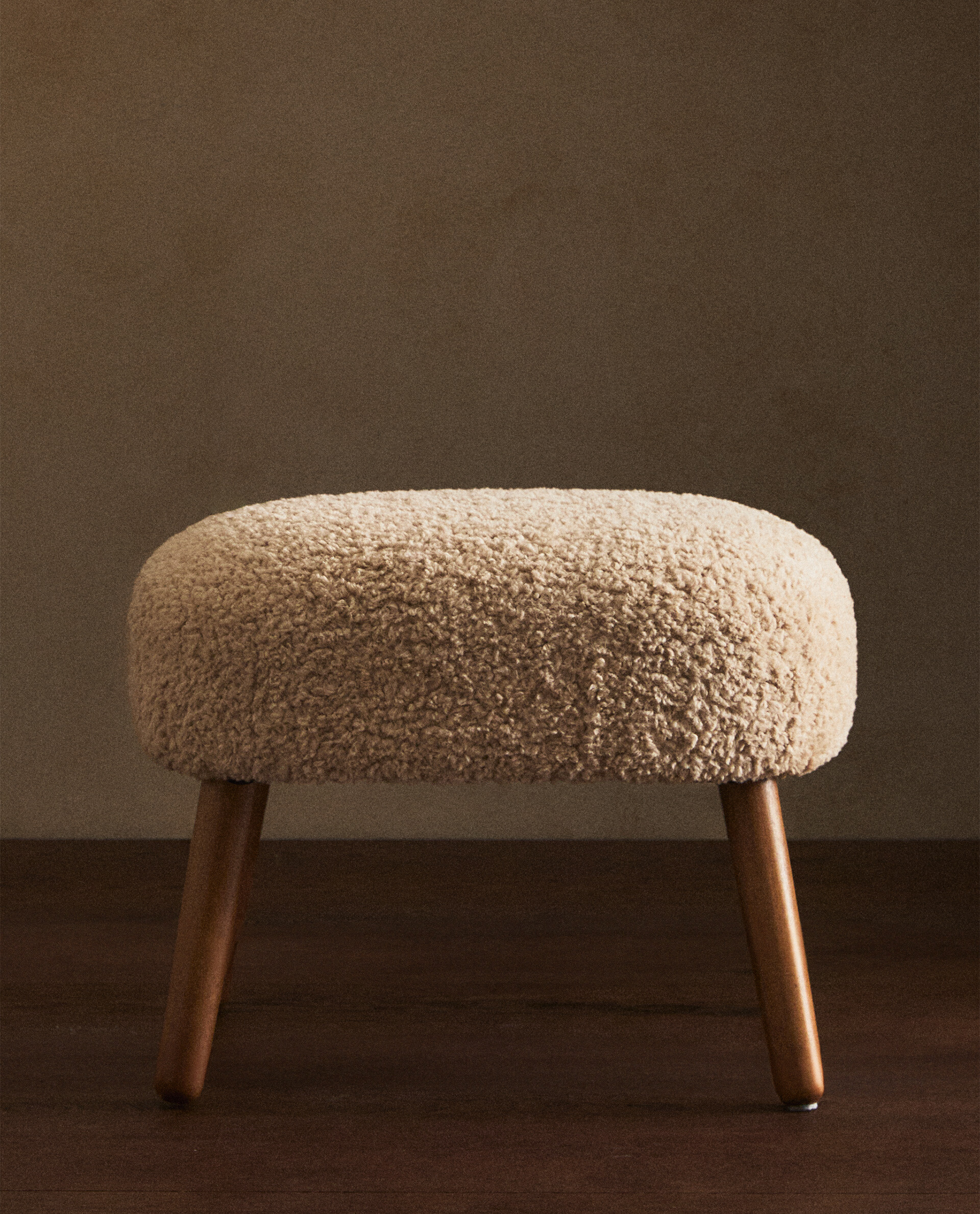 TERRY FOOTREST STOOL | Zara Home UAE - ABU DHABI/AL AIN/RAS AL-KHAIMAH‎