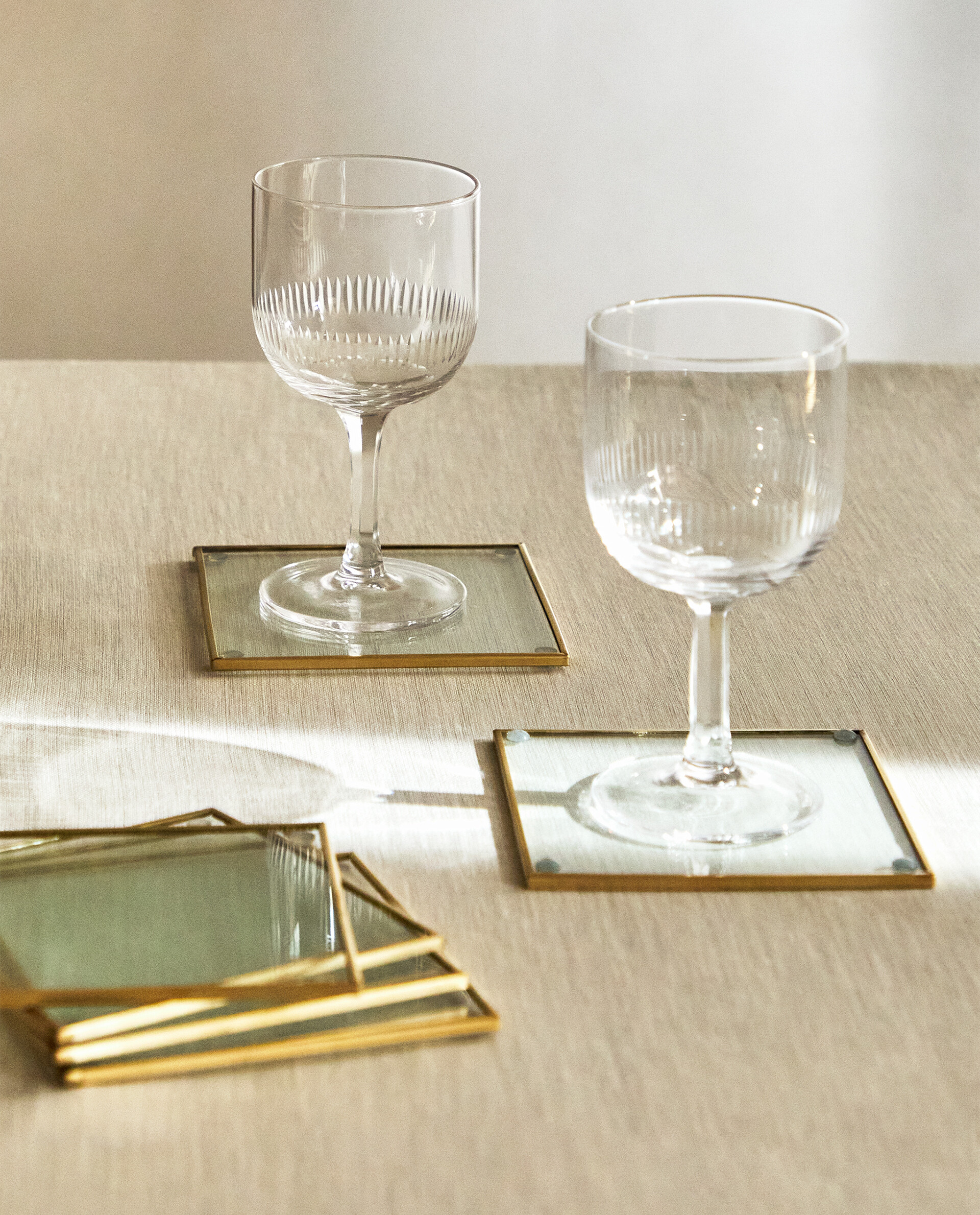 SET OF 6 GLASS COASTERS WITH METAL TRIM | Zara Home UAE - ABU DHABI/AL ...
