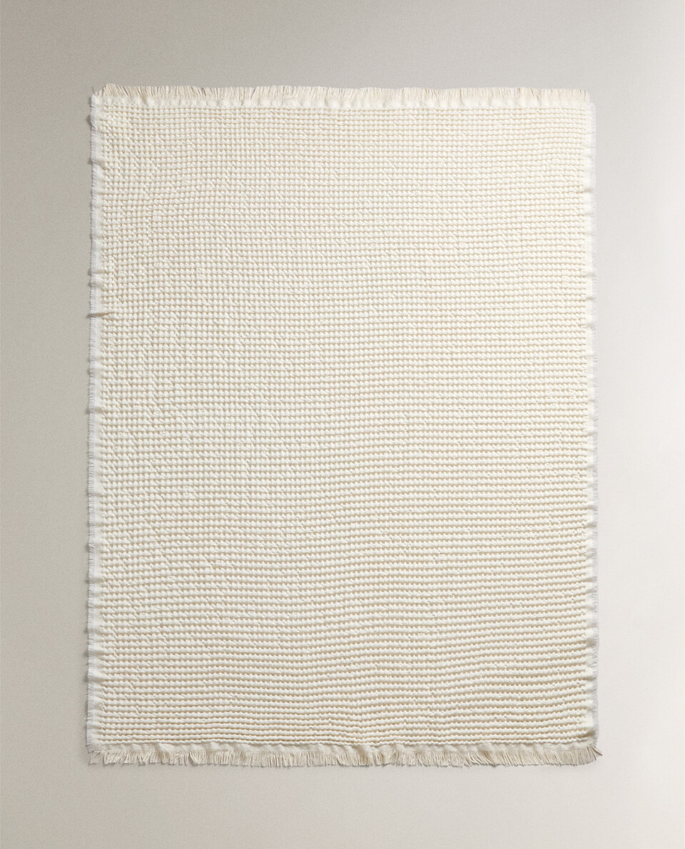 WAFFLE-EFFECT THROW | Zara Home Thailand