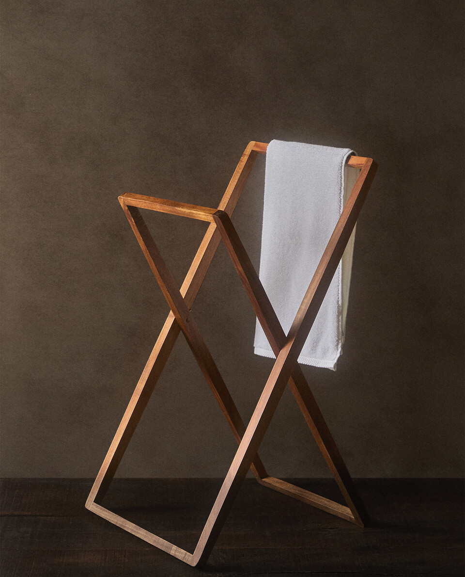 ACACIA WOOD TOWEL RACK | Zara Home United States of America