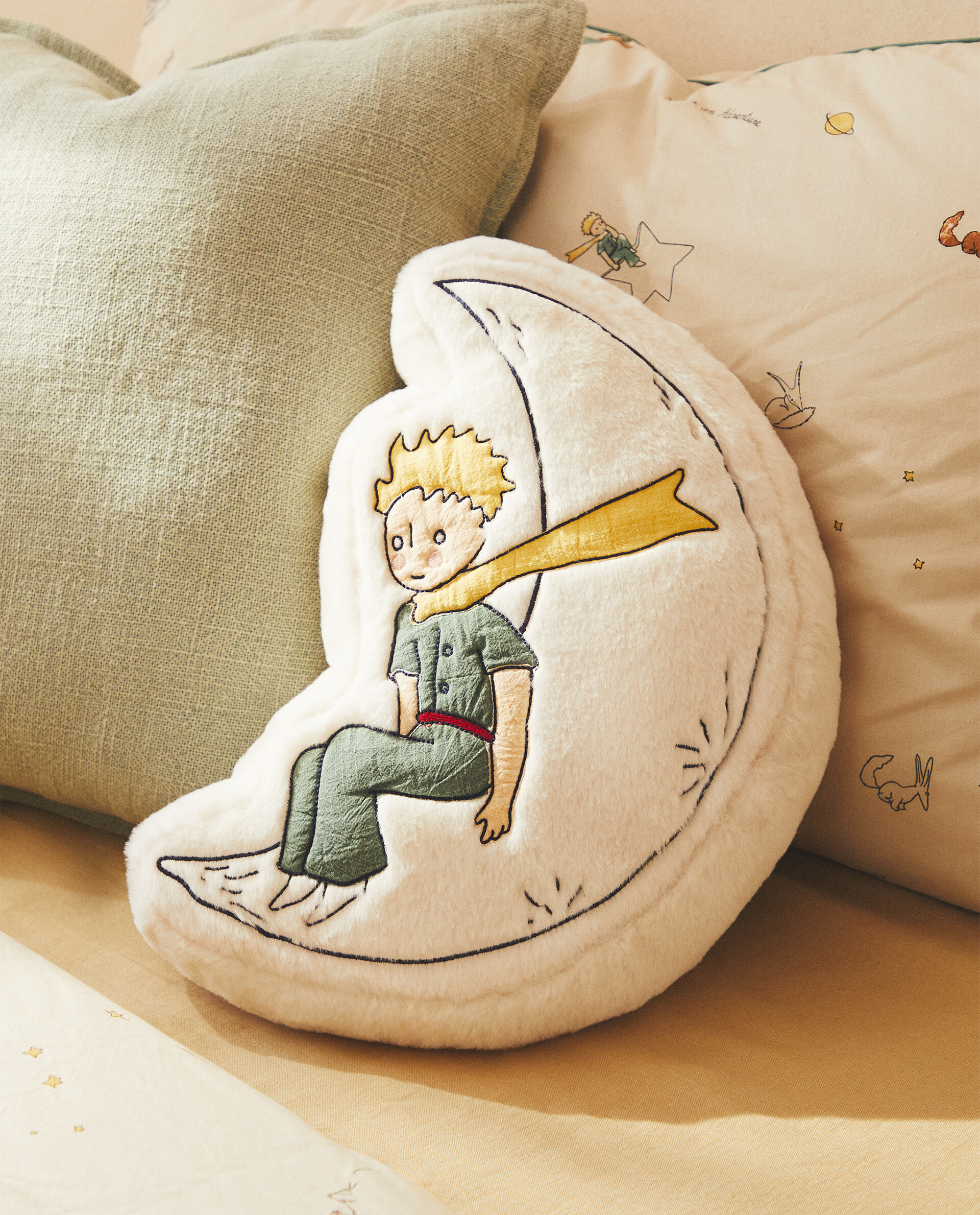 CHILDREN’S LE PETIT PRINCE CUSHION | Zara Home Ireland