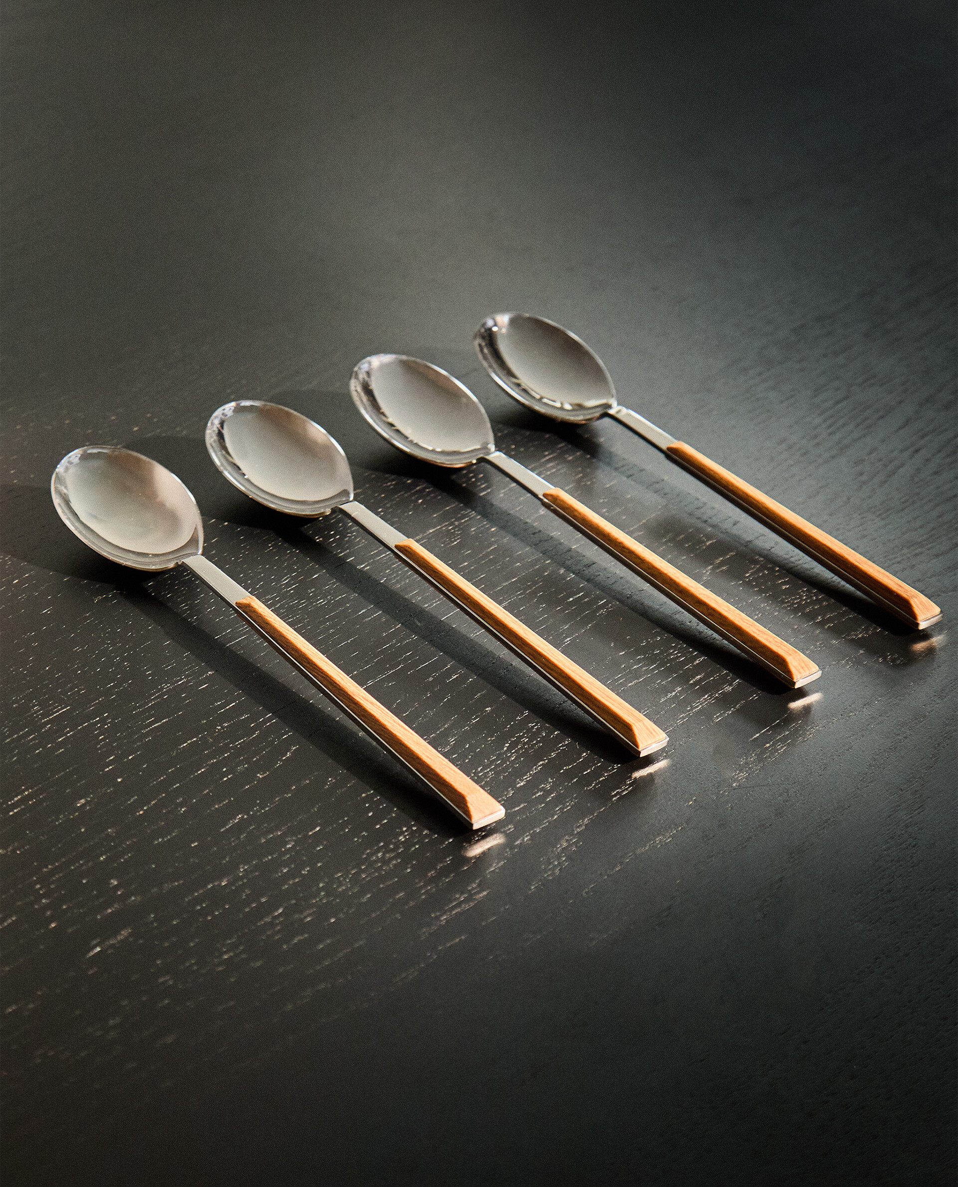 SET OF SPOONS WITH WOOD-EFFECT HANDLE | Zara Home Thailand