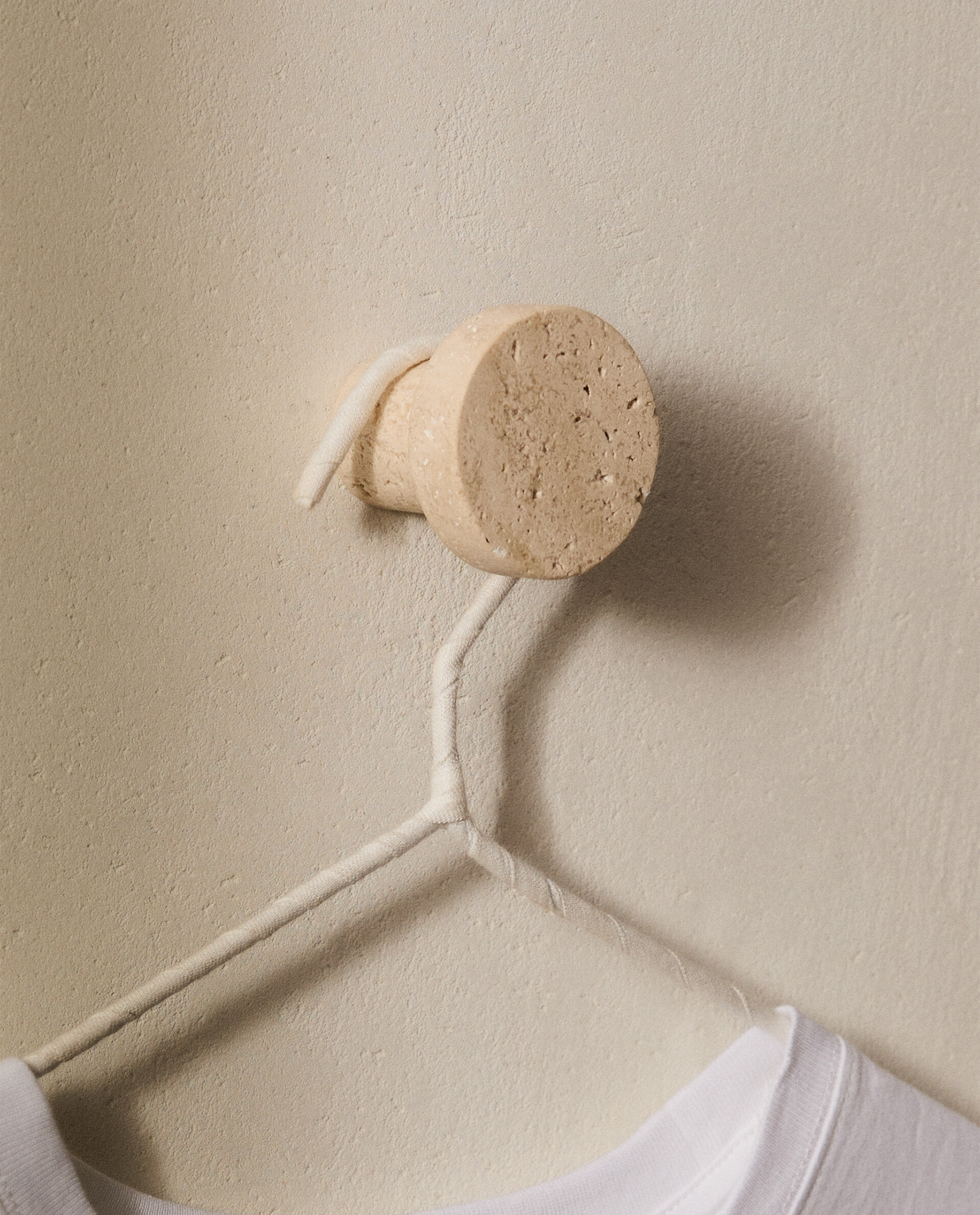 Colgadores de ropa | Zara Home España | Nueva Colección