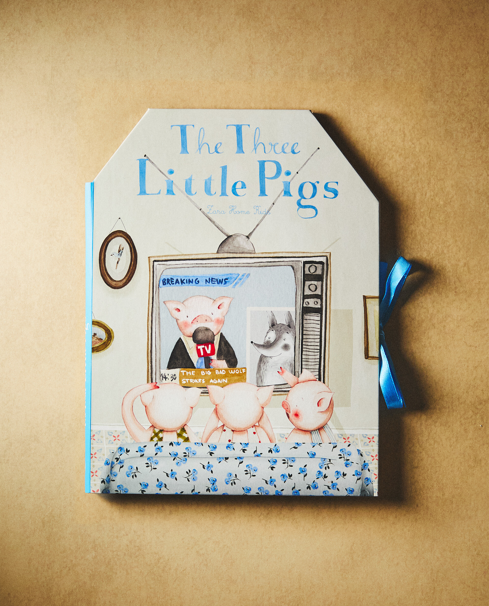 LIVRO-CARROSSEL 'THE THREE LITTLE PIGS' | Zara Home Portugal
