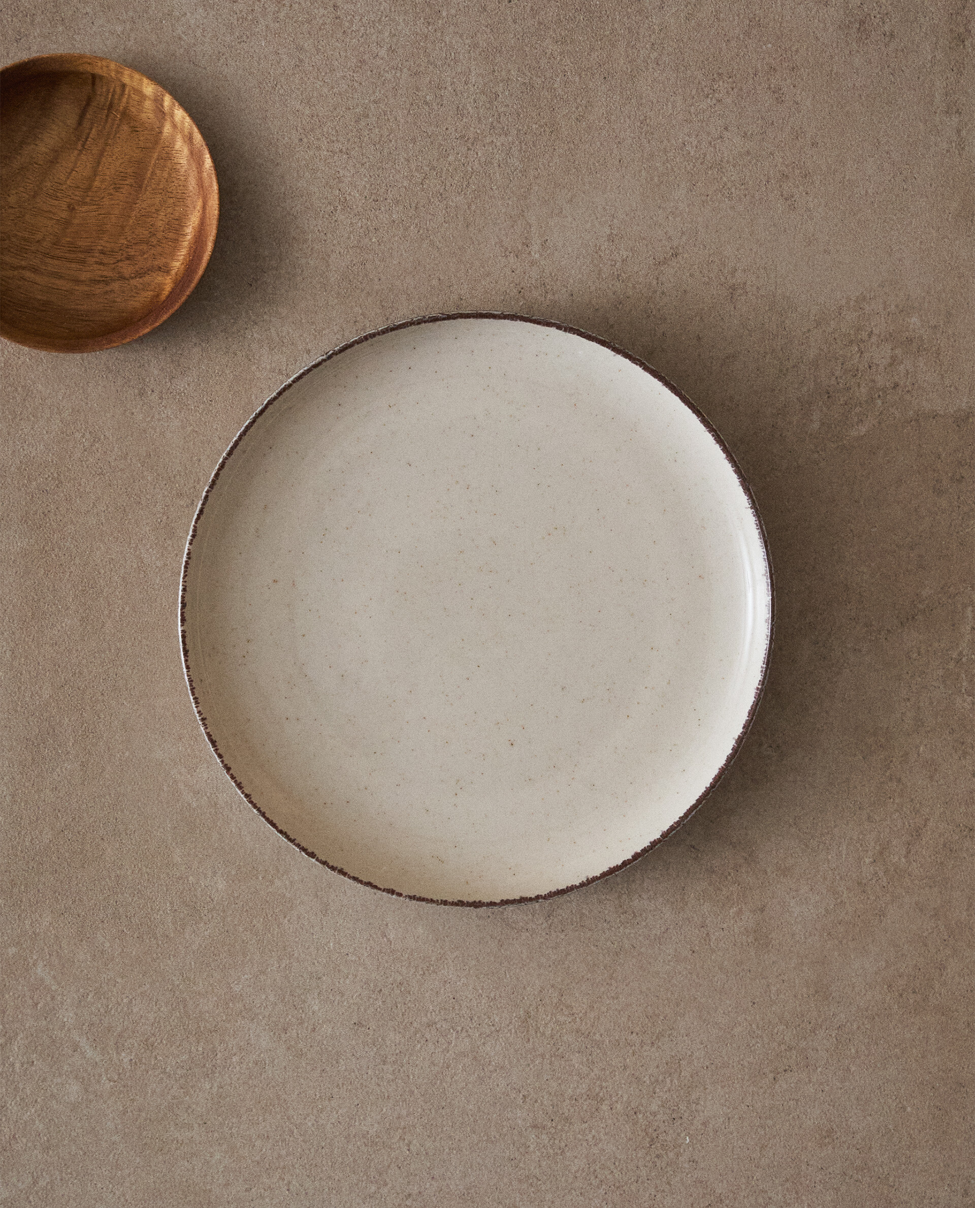Dessert plates and side plates - DINING - DINNERWARE | Zara Home United ...