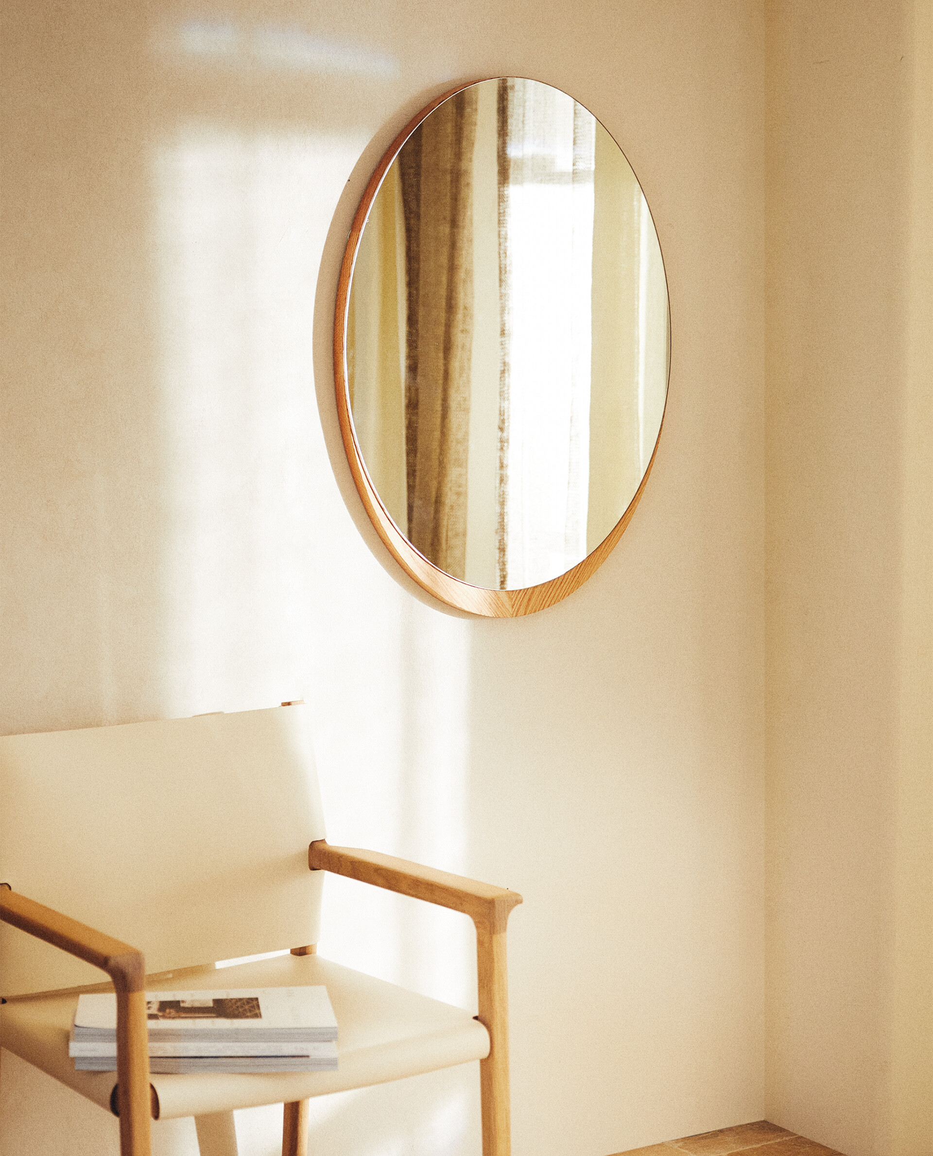 MIRROR WITH OAK WOOD FRAME | Zara Home Saudi Arabia