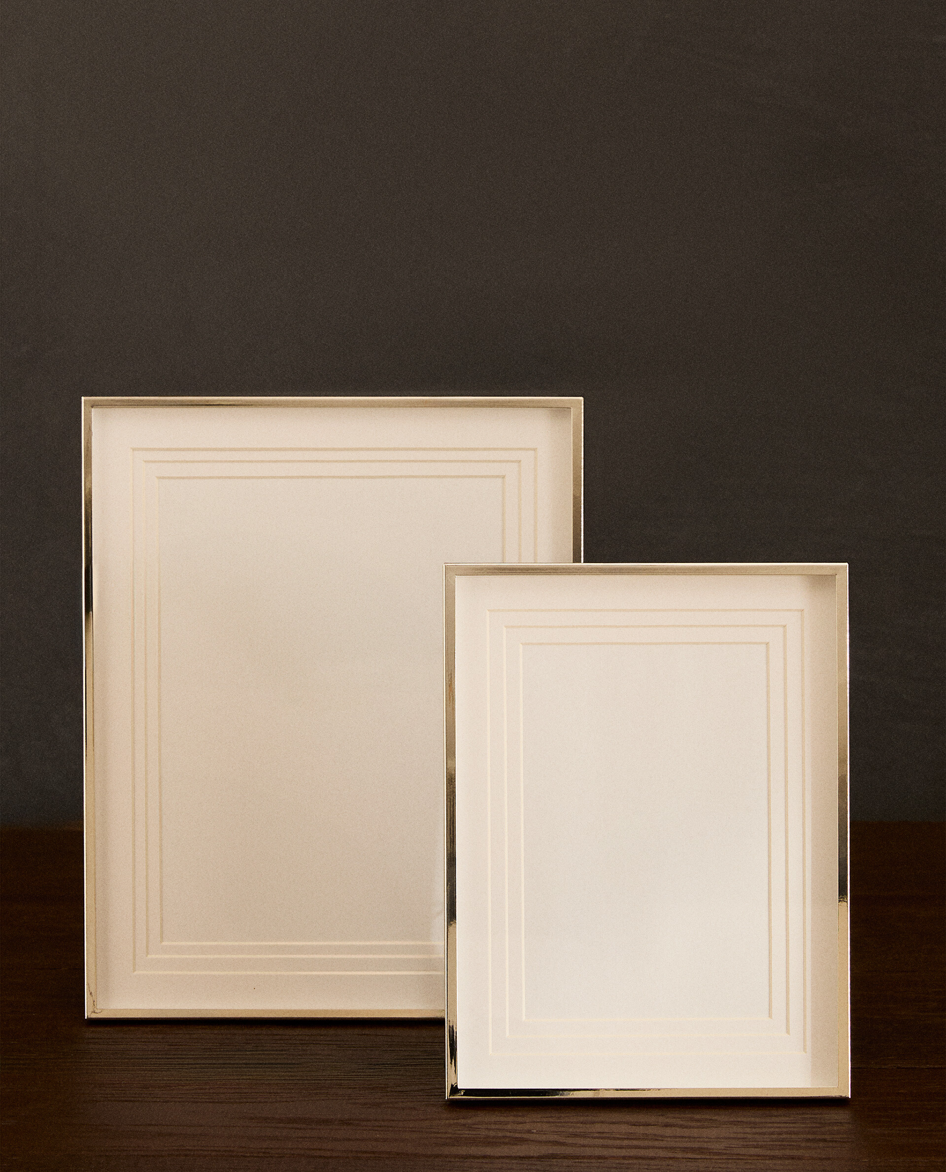 METAL PHOTO FRAME WITH TRIPLE PASSE-PARTOUT | Zara Home UAE - ABU DHABI ...