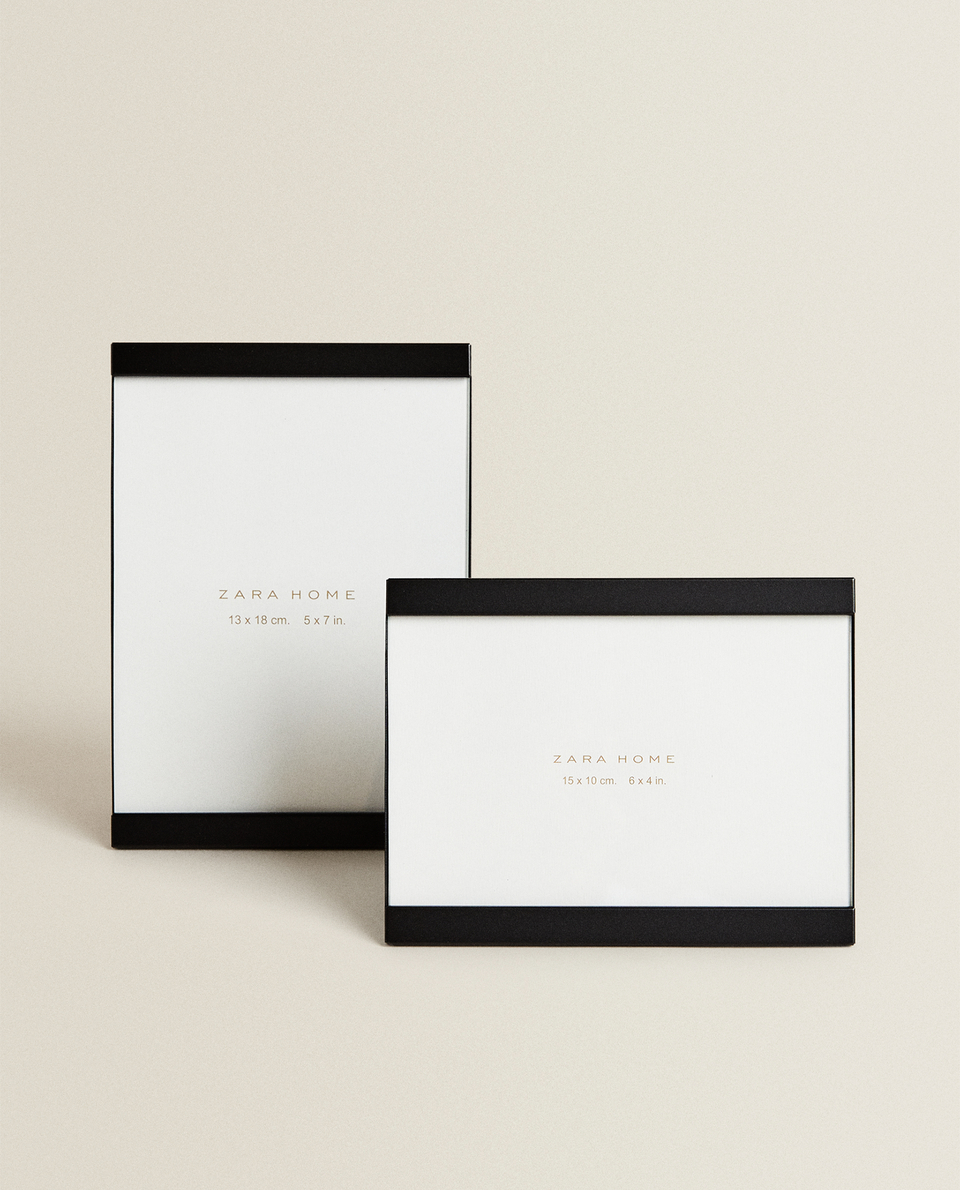 BLACK METAL FRAME - FRAMES AND CANVASES - LIVING ROOM | Zara Home ...