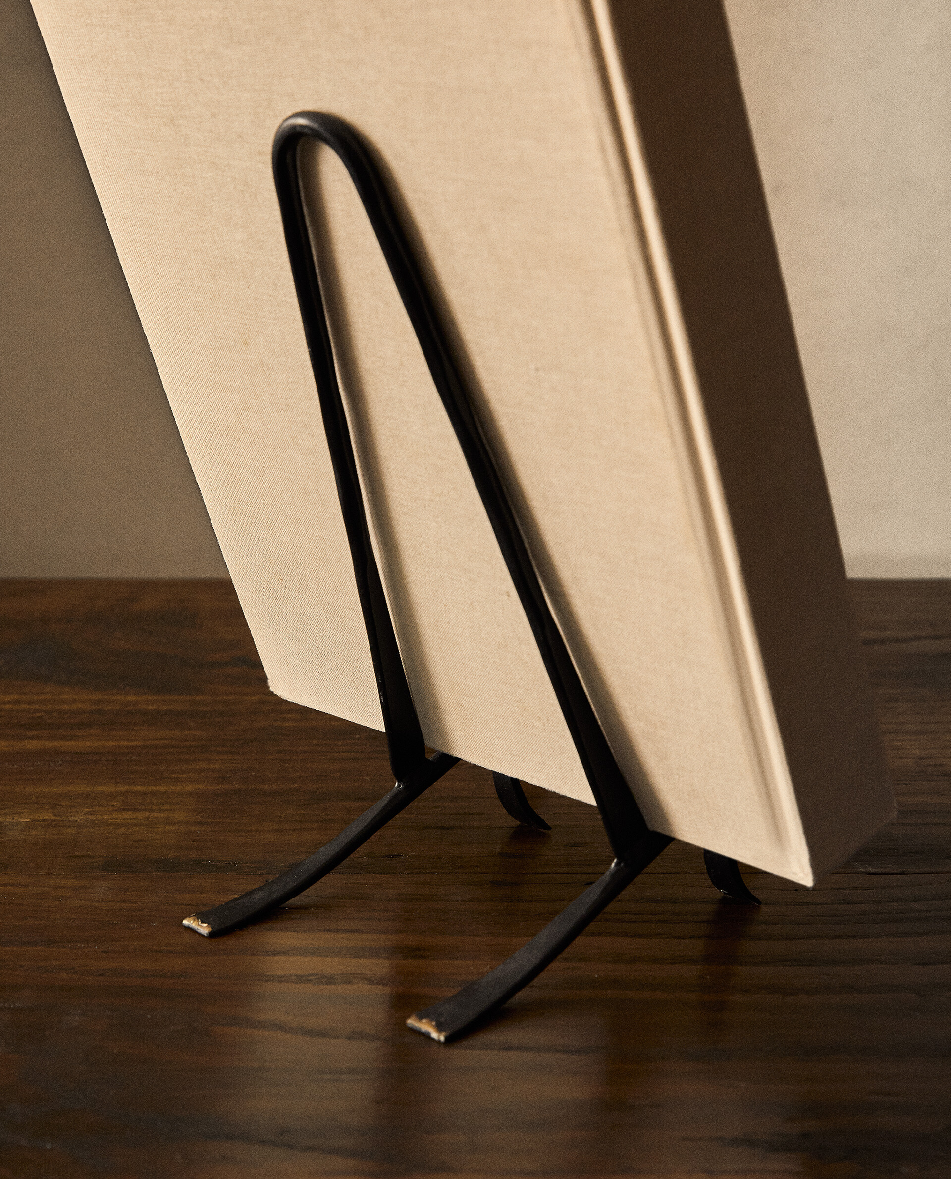 METAL STAND | Zara Home United Kingdom