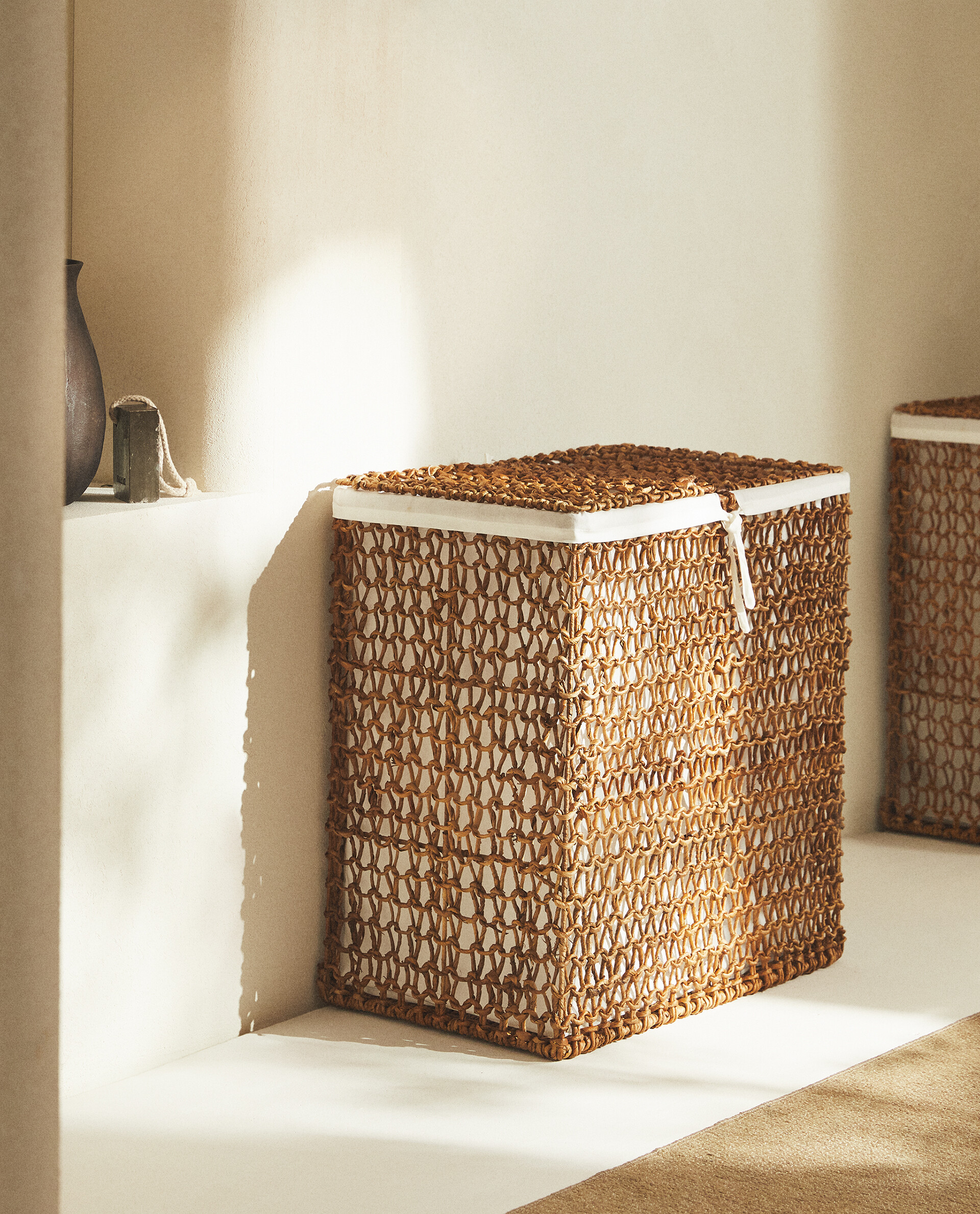 FABRIC-LINED LAUNDRY BASKET | Zara Home UAE - ABU DHABI/AL AIN/RAS AL ...