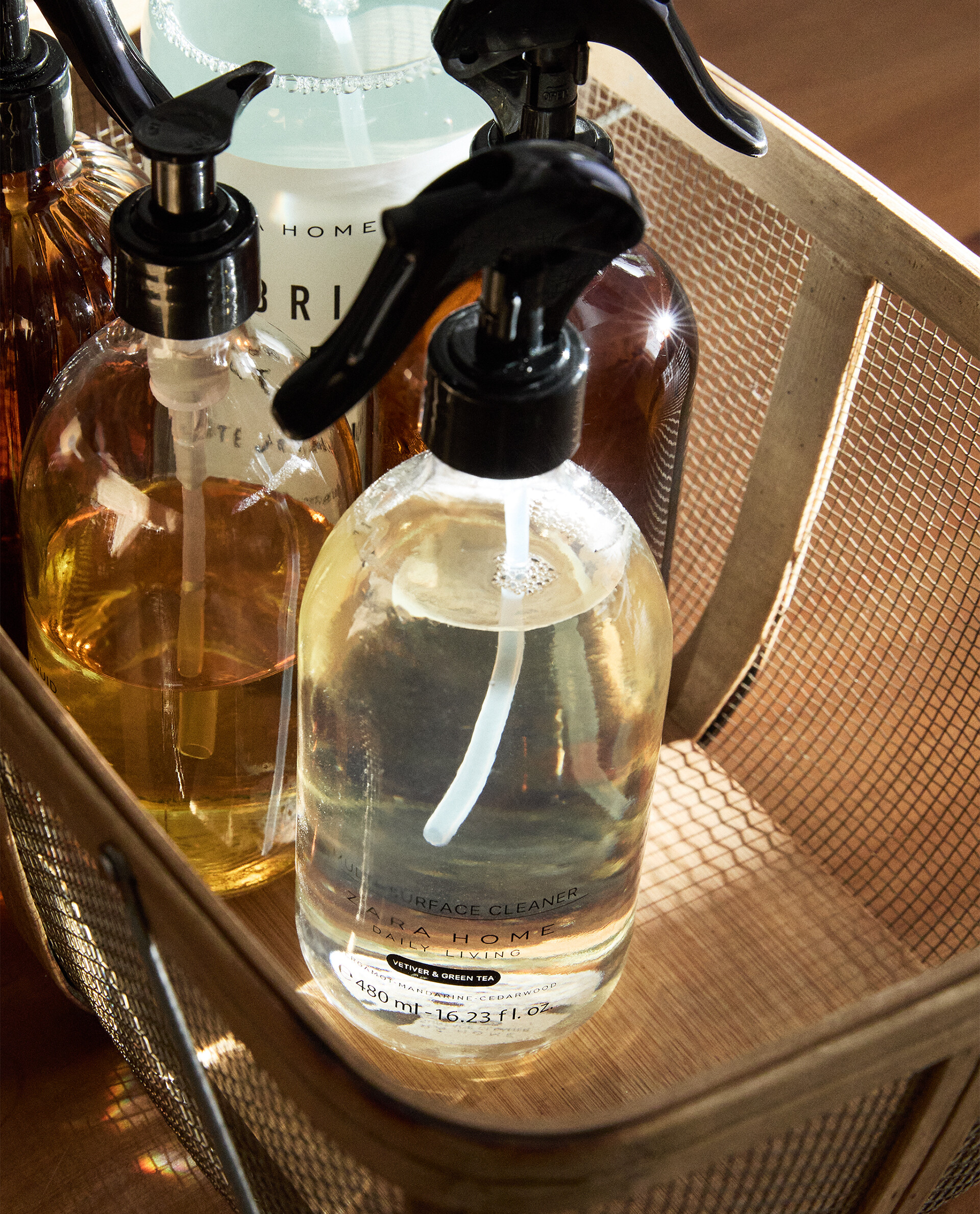 GREEN TEA & VETIVER MULTI-PURPOSE CLEANER | Zara Home UAE - ABU DHABI ...