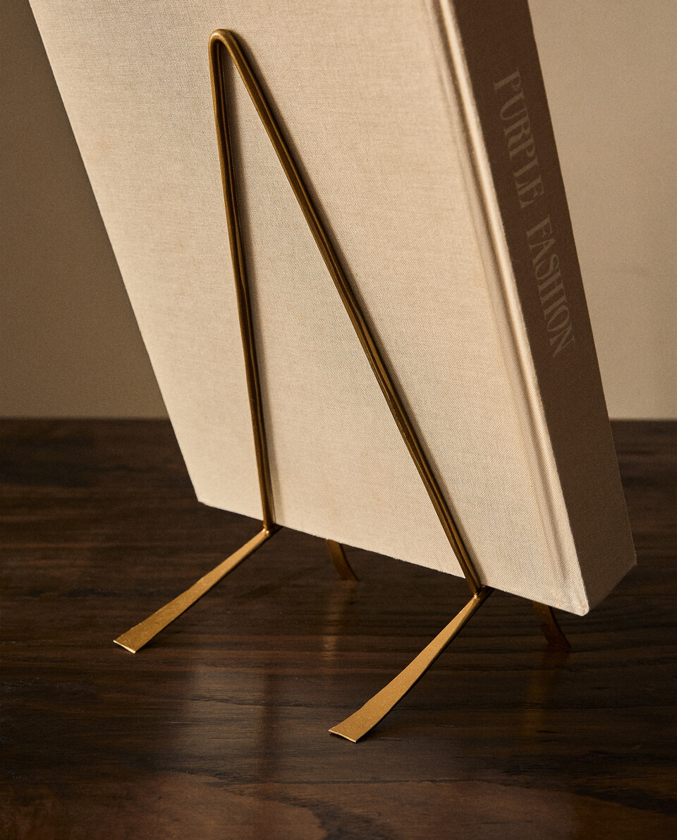 GOLD METAL DISPLAY STAND | Zara Home United States of America