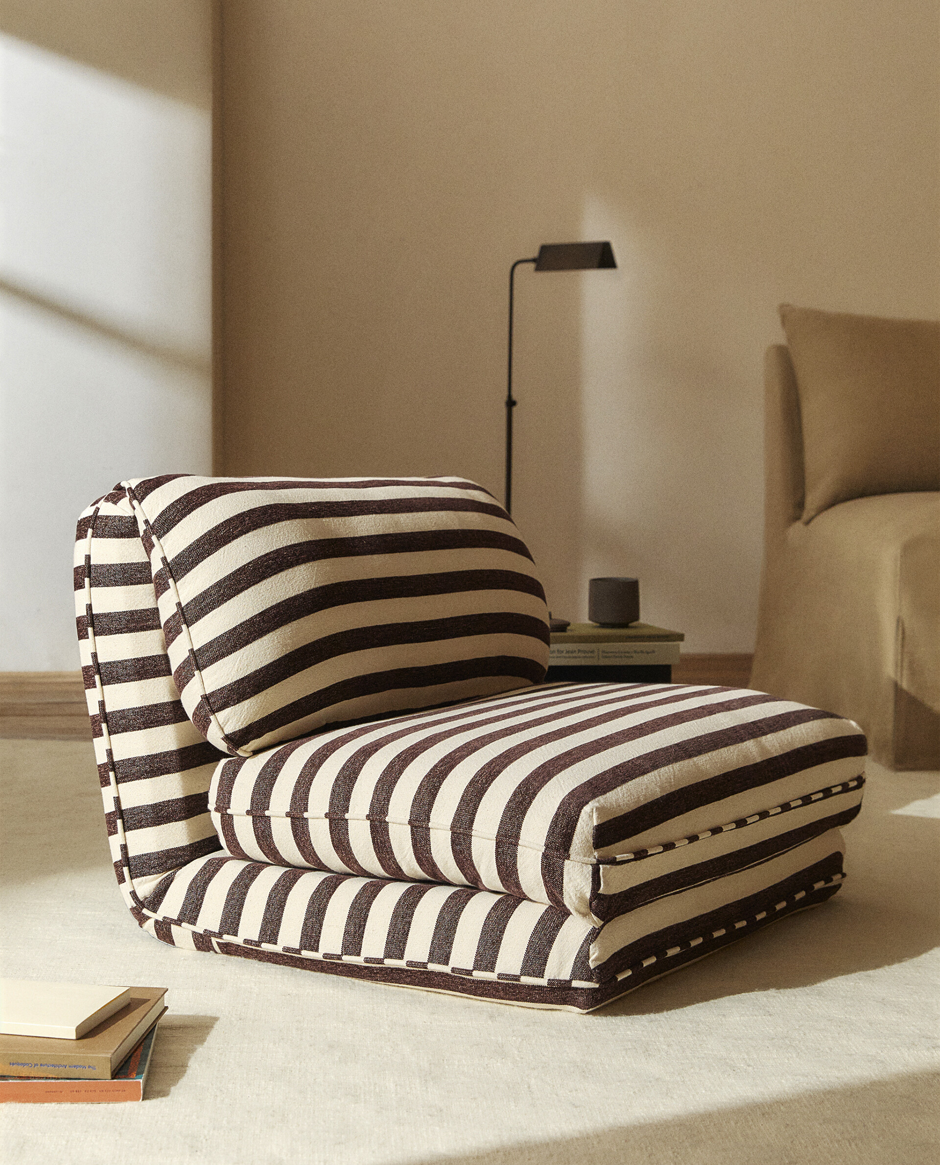 FOLDING LOUNGE CHAIR | Zara Home United States of America