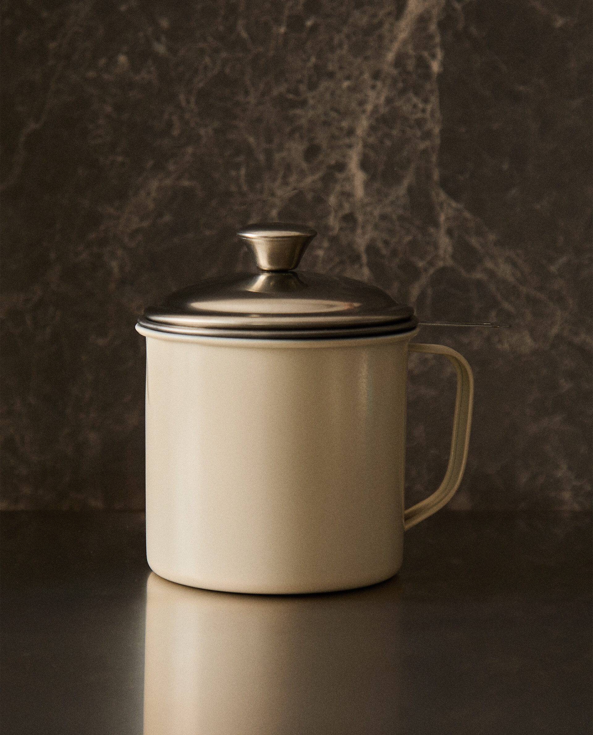 SMALL LACQUERED STEEL OIL FILTER JAR | Zara Home UAE - ABU DHABI/AL AIN ...