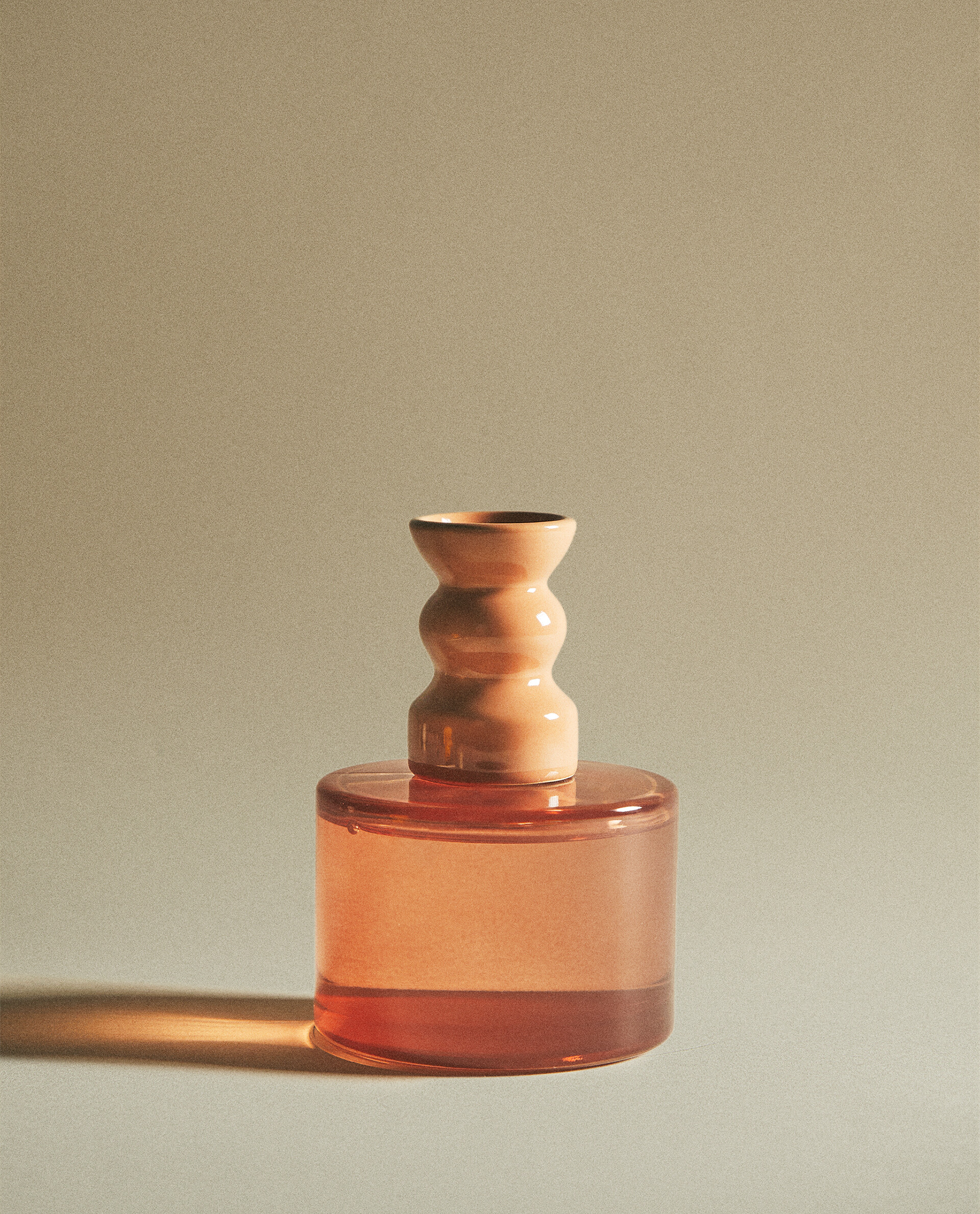 (6.09 oz) FLORAL BEYOND SCENTED REED DIFFUSER | Zara Home United States ... (6.09 oz) FLORAL BEYOND SCENTED REED DIFFUSER | Zara Home United States ...