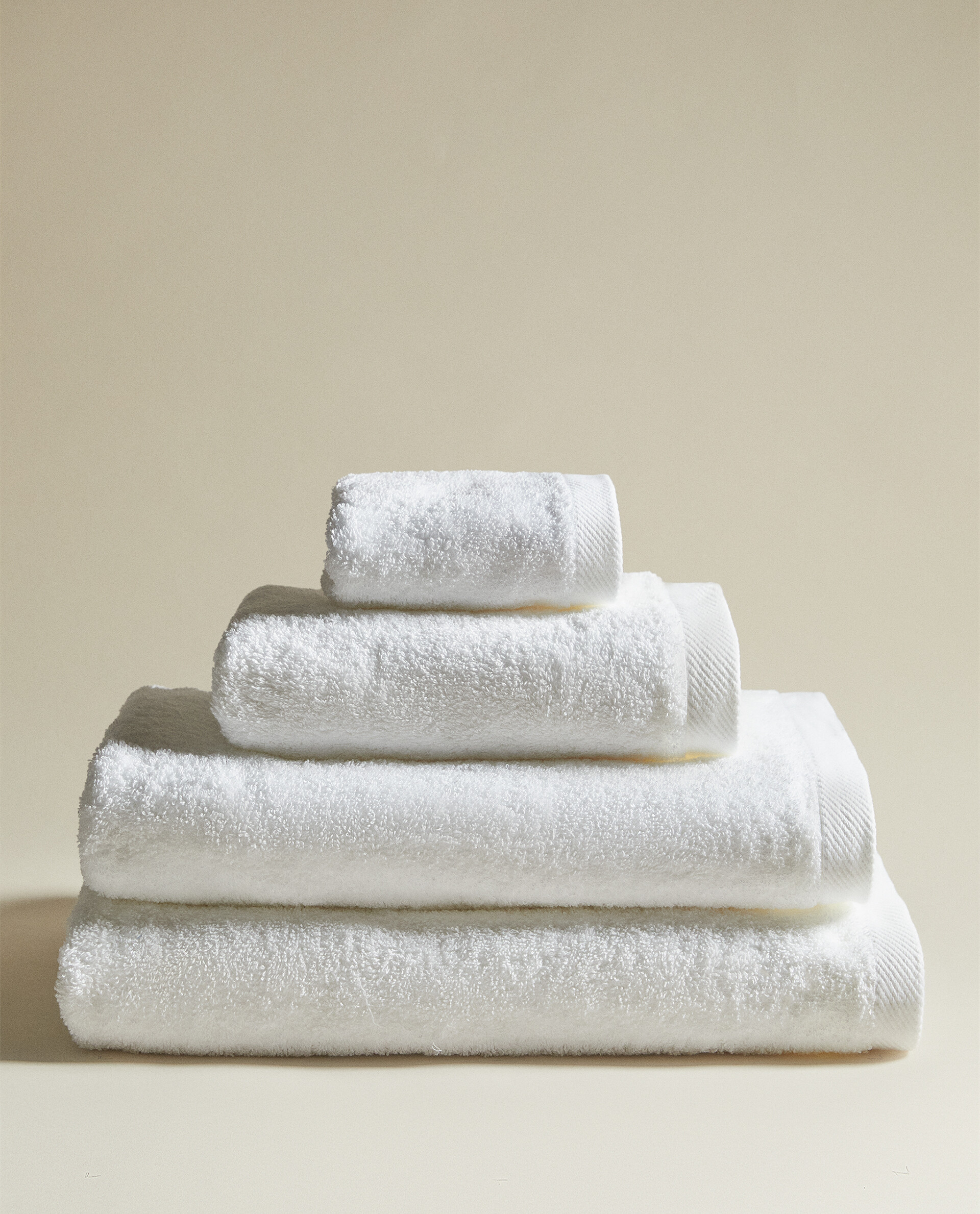 500 GXM² TOWEL SET | Zara Home Greece