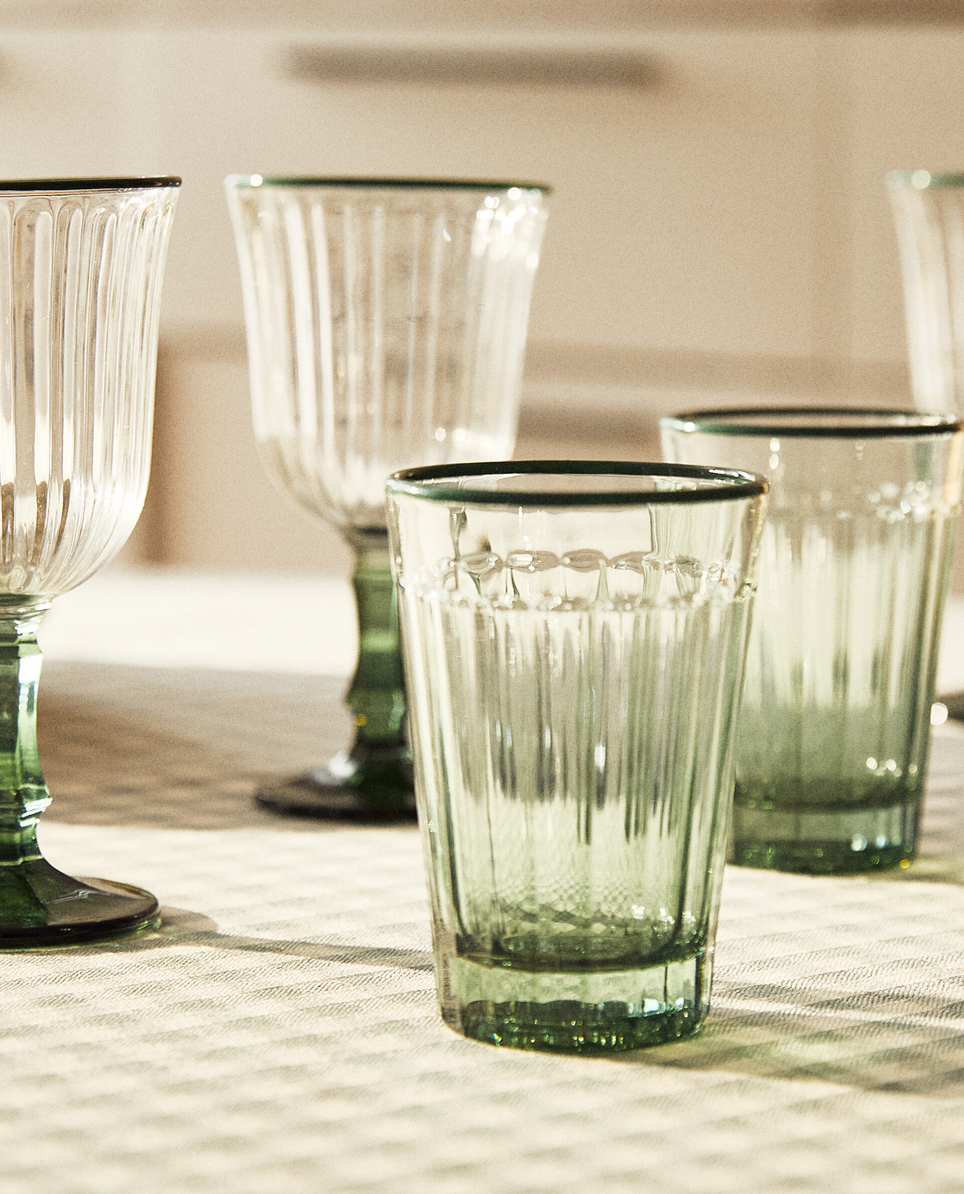 RAISED GLASSWARE SET WITH RIM - Sets - GLASSWARE - DINING - NEW ...