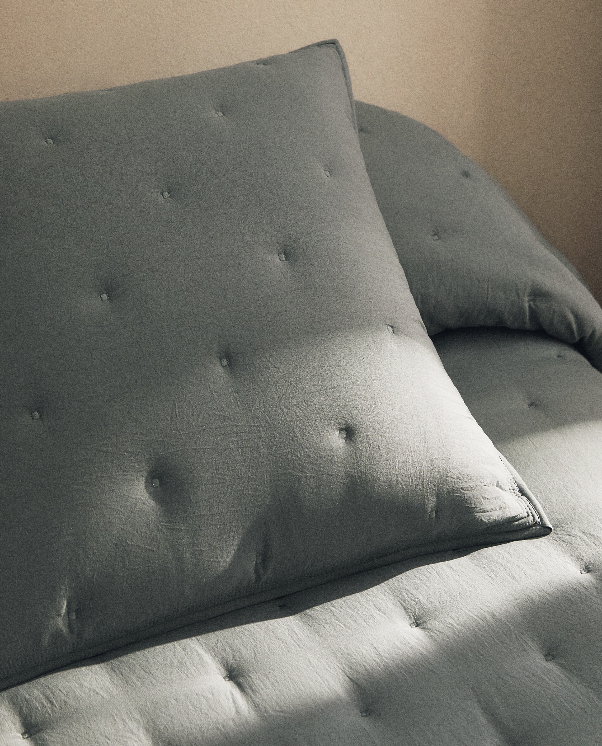 EDREDONES - DORMITORIO | Zara Home Guatemala