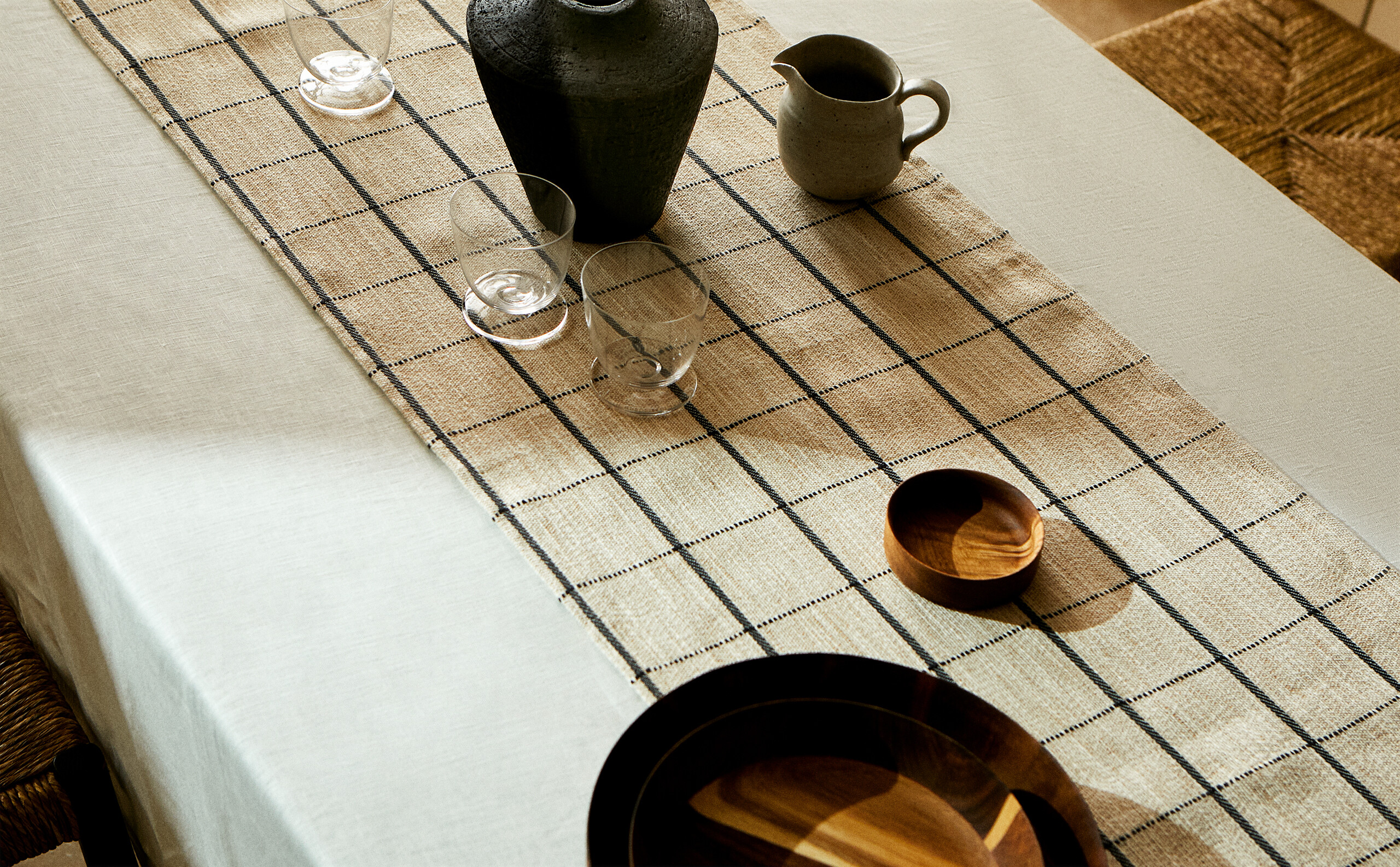 Table runners - DINING - TABLECLOTHS | Zara Home Taiwan, China / 中国台湾