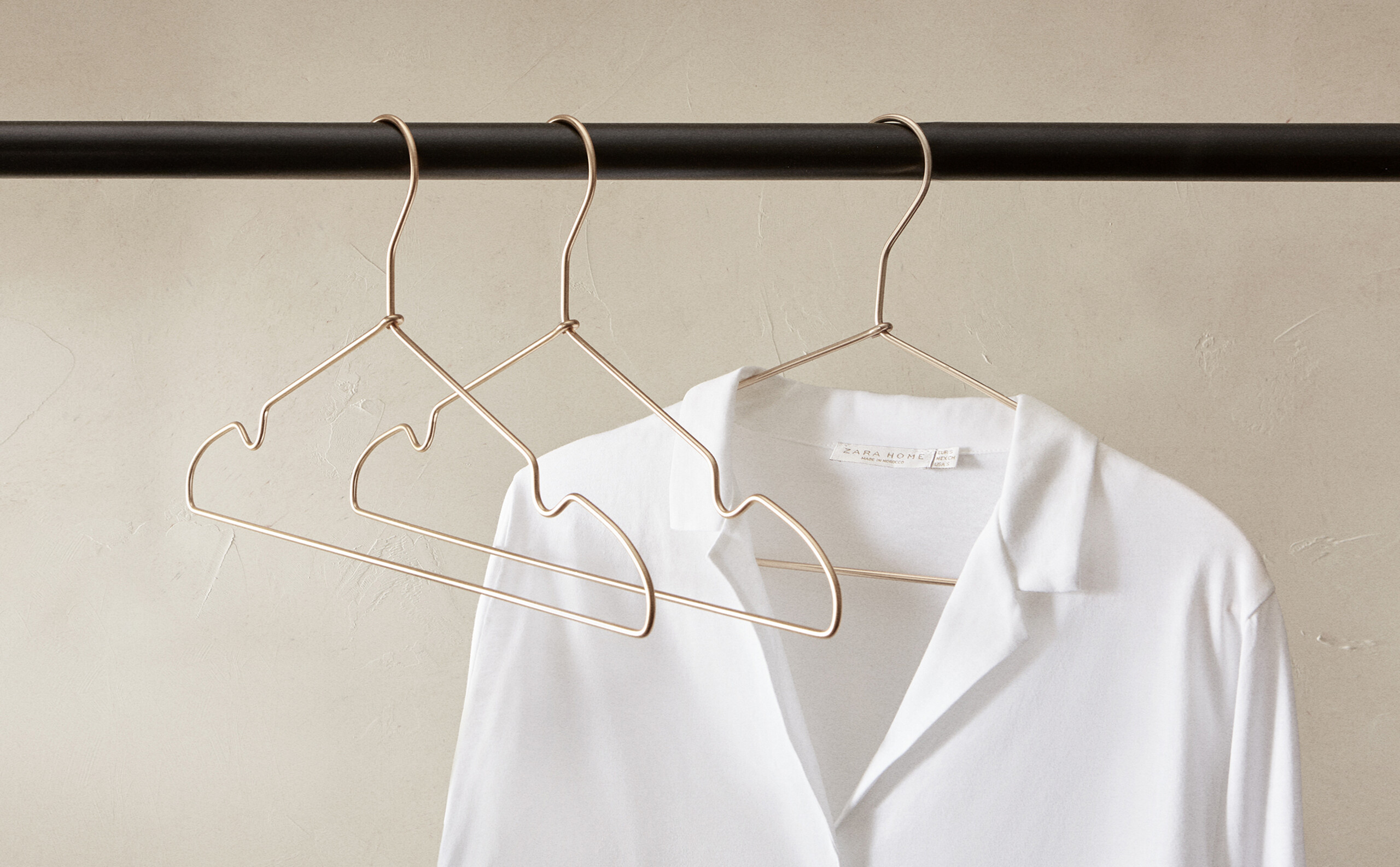 HOOKS AND HANGERS - CLOTHING & FOOTWEAR | Zara Home Taiwan, China / 中国台湾