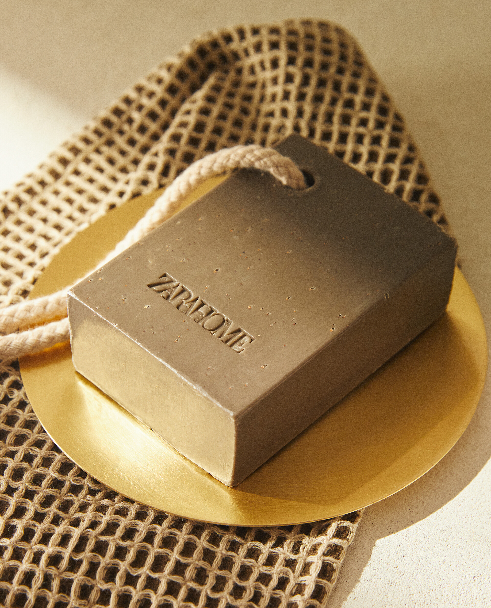 Golden Metal Bathroom Soap Dish Zara Home Uae Abu Dhabial Ainras