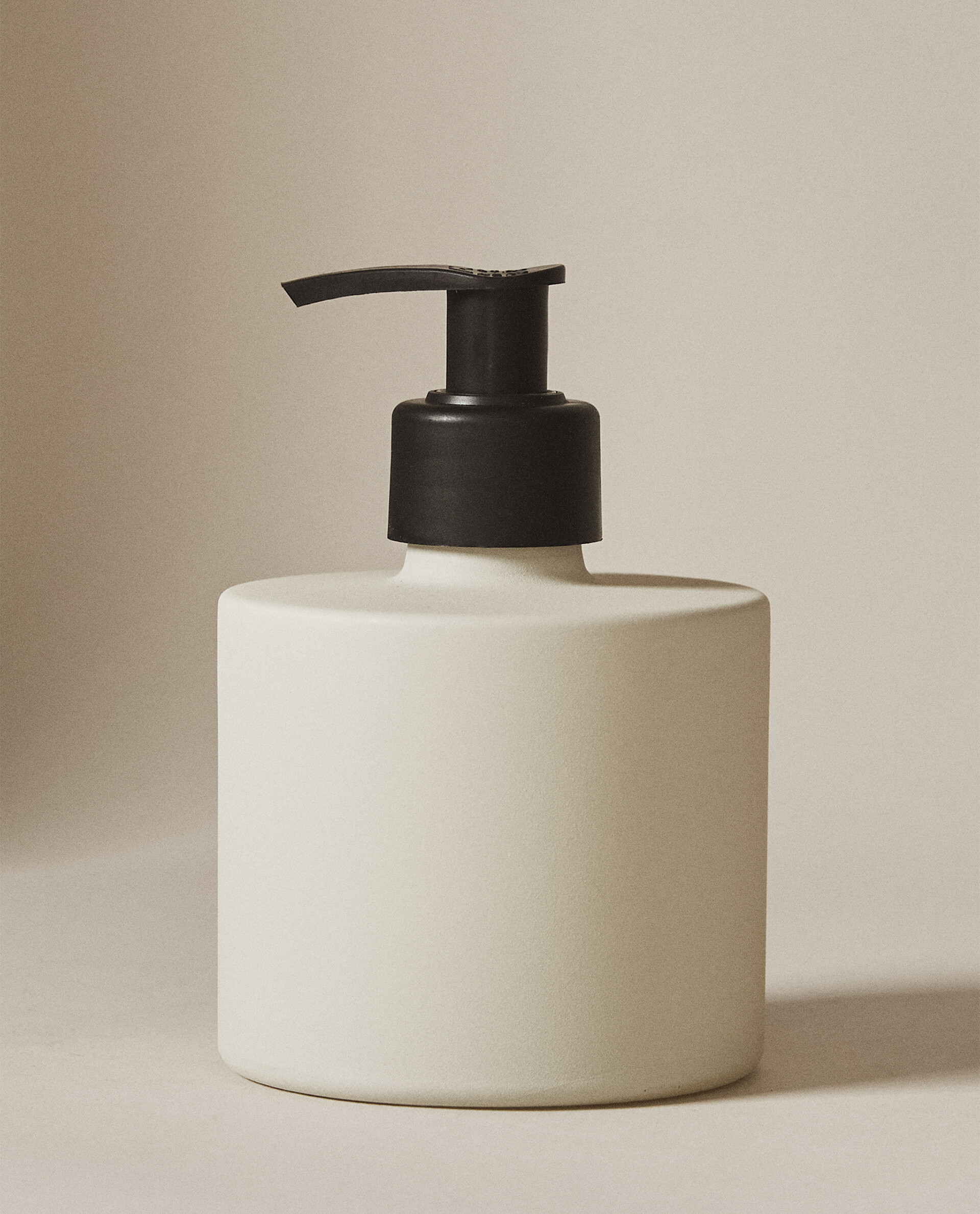 250 ML SAVON LIQUIDE LEMON BERGAMOT Zara Home Canada 250 ML SAVON LIQUIDE LEMON BERGAMOT Zara Home Canada