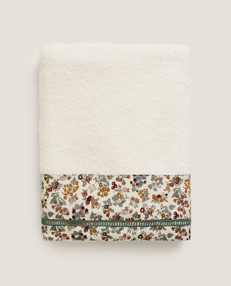 SERVIETTE DE BAIN ENFANT COTON FRISE MADE WITH LIBERTY FABRIC | Zara ... SERVIETTE DE BAIN ENFANT COTON FRISE MADE WITH LIBERTY FABRIC | Zara ...