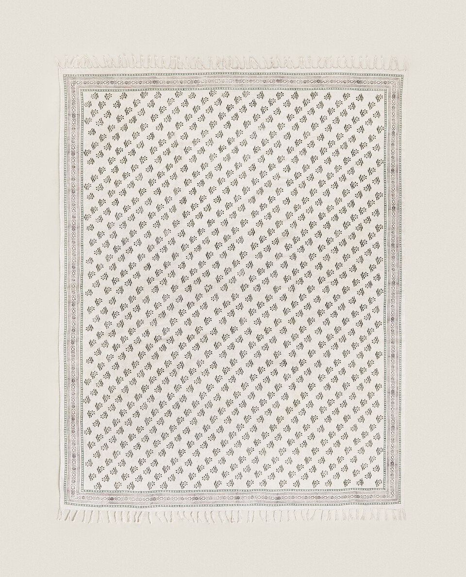 Rectangular Floral Block Print Area Rug With Fringing Zara Home