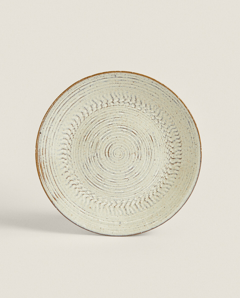 Stoneware Dinner Plate Zara Home United States Of America