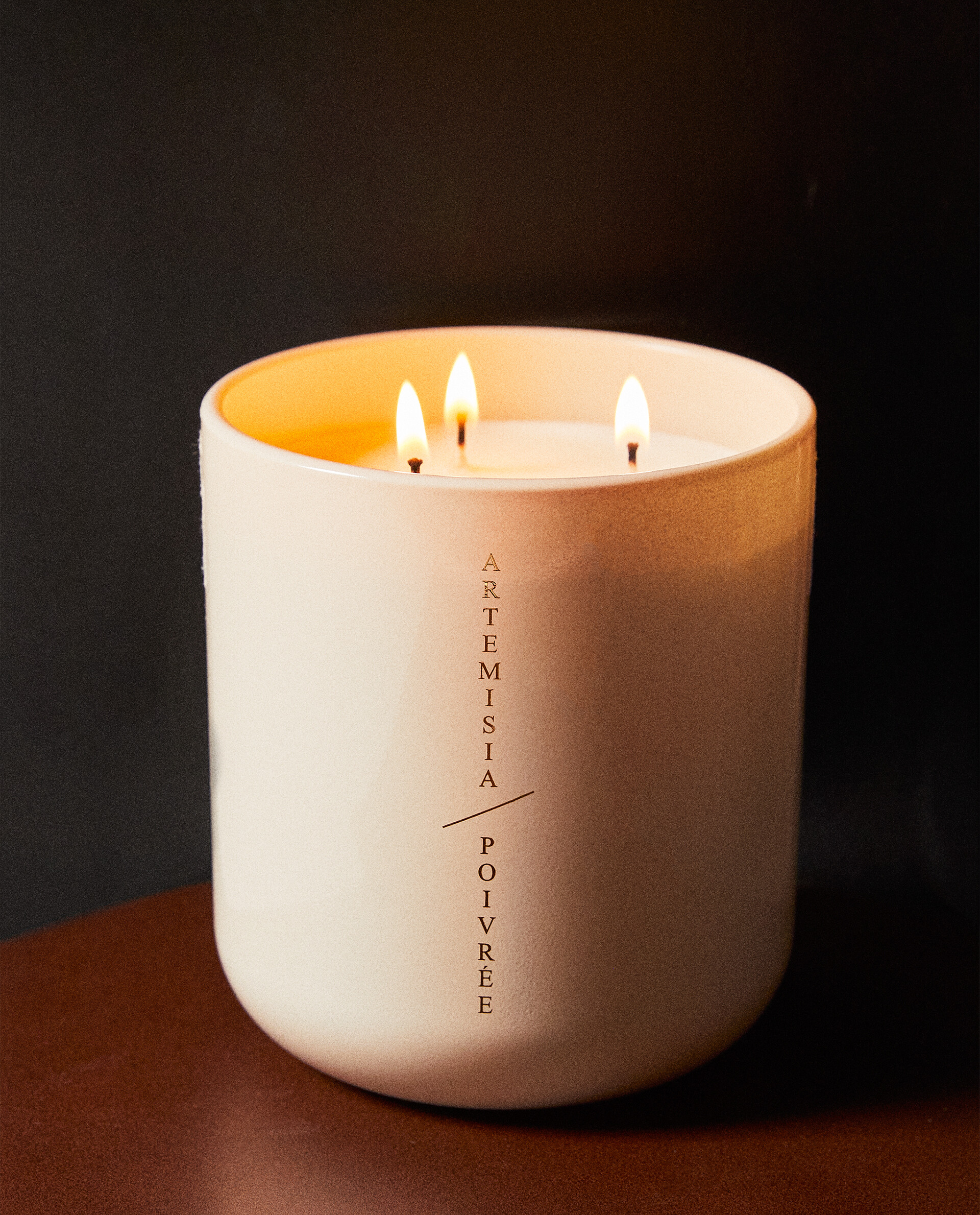 (500 G) ARTEMISIA POIVRÉE SCENTED CANDLE | Zara Home Cyprus