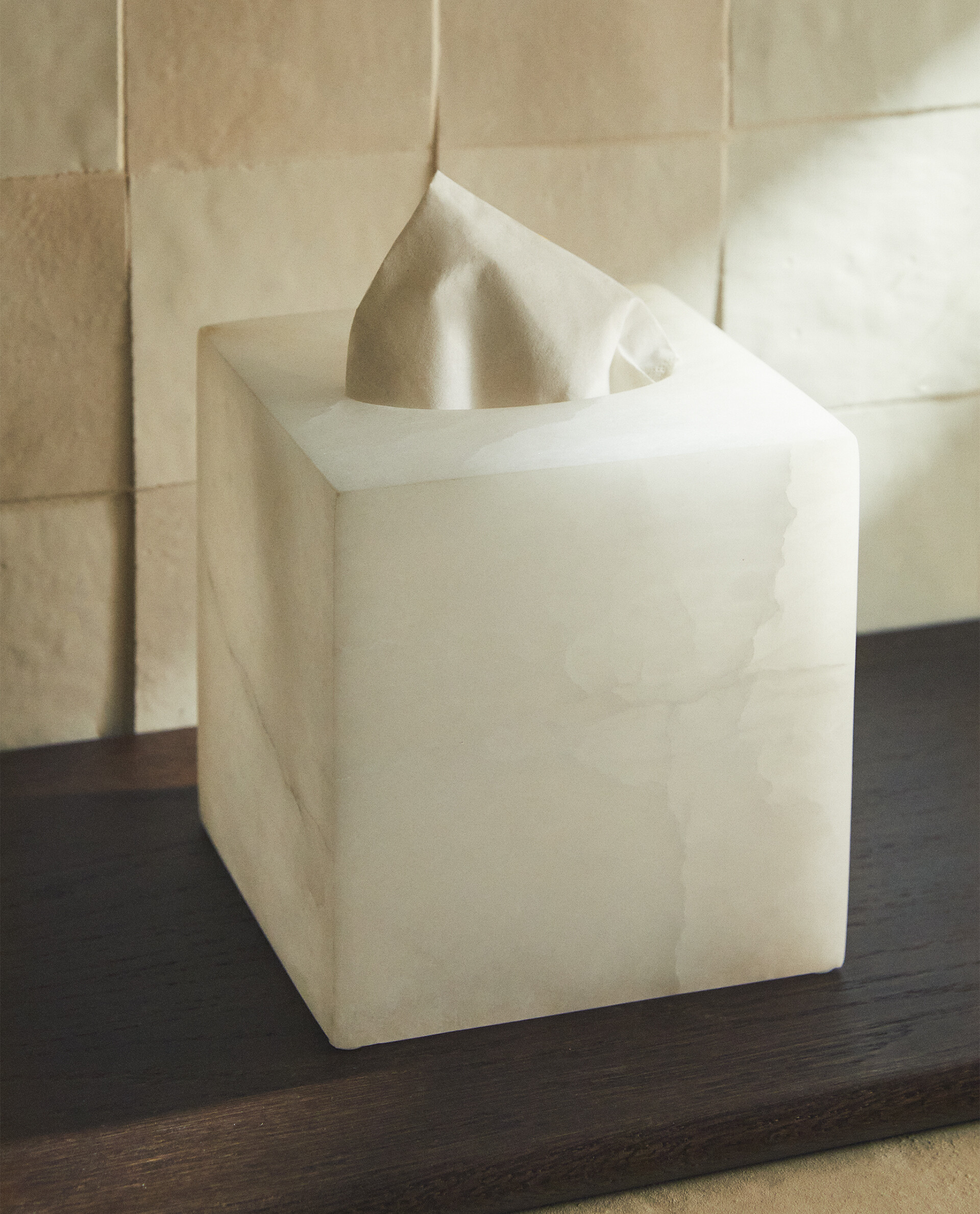 ALABASTER TISSUE BOX | Zara Home UAE - ABU DHABI/AL AIN/RAS AL-KHAIMAH‎
