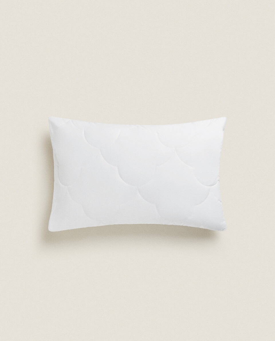 ΚΑΠΙΤΟΝΕ ΠΡΟΣΤΑΤΕΥΤΙΚΟ ΜΑΞΙΛΑΡΙΟΥ | Zara Home Ελλάδα / Greece