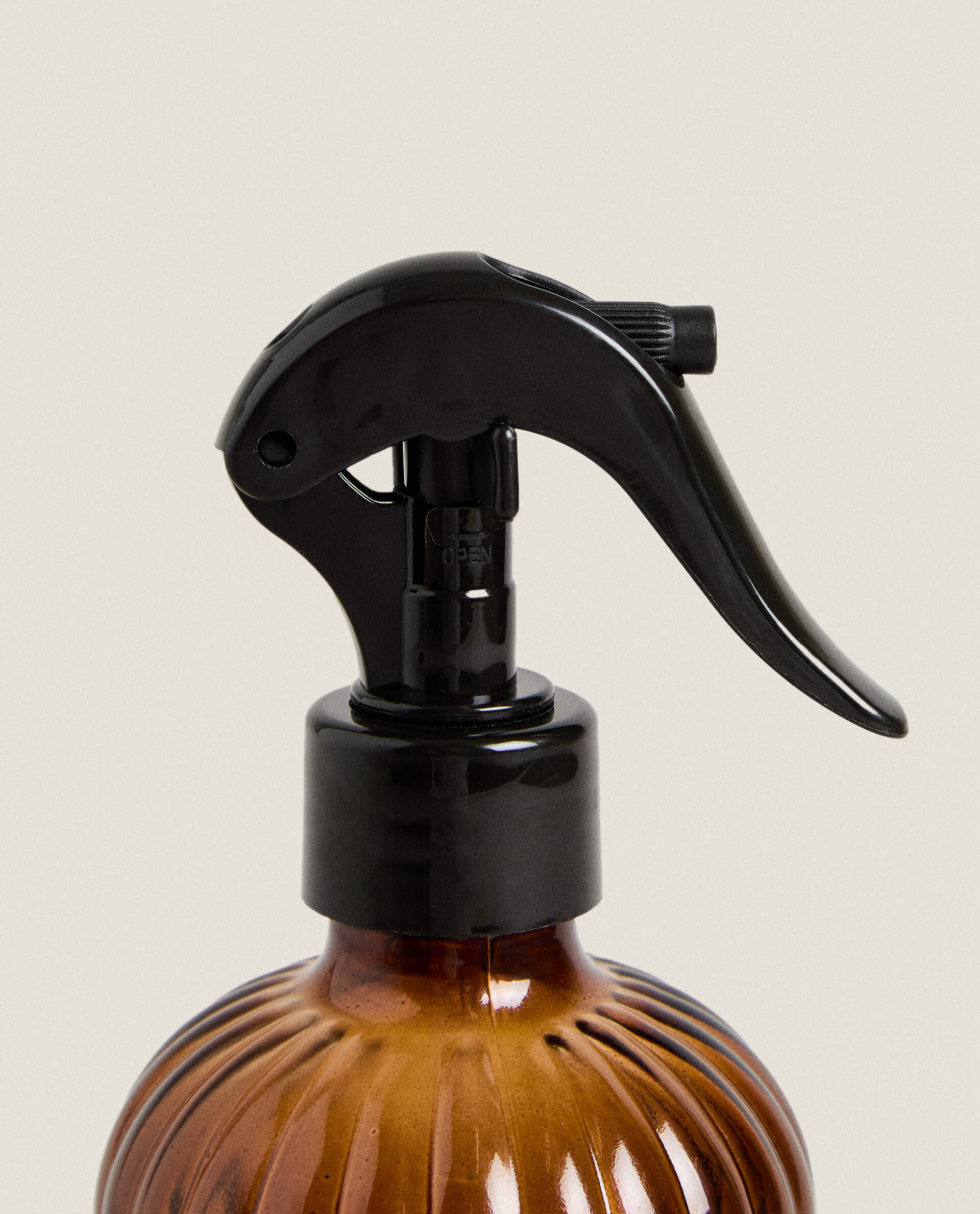 Glass water spray bottle store
