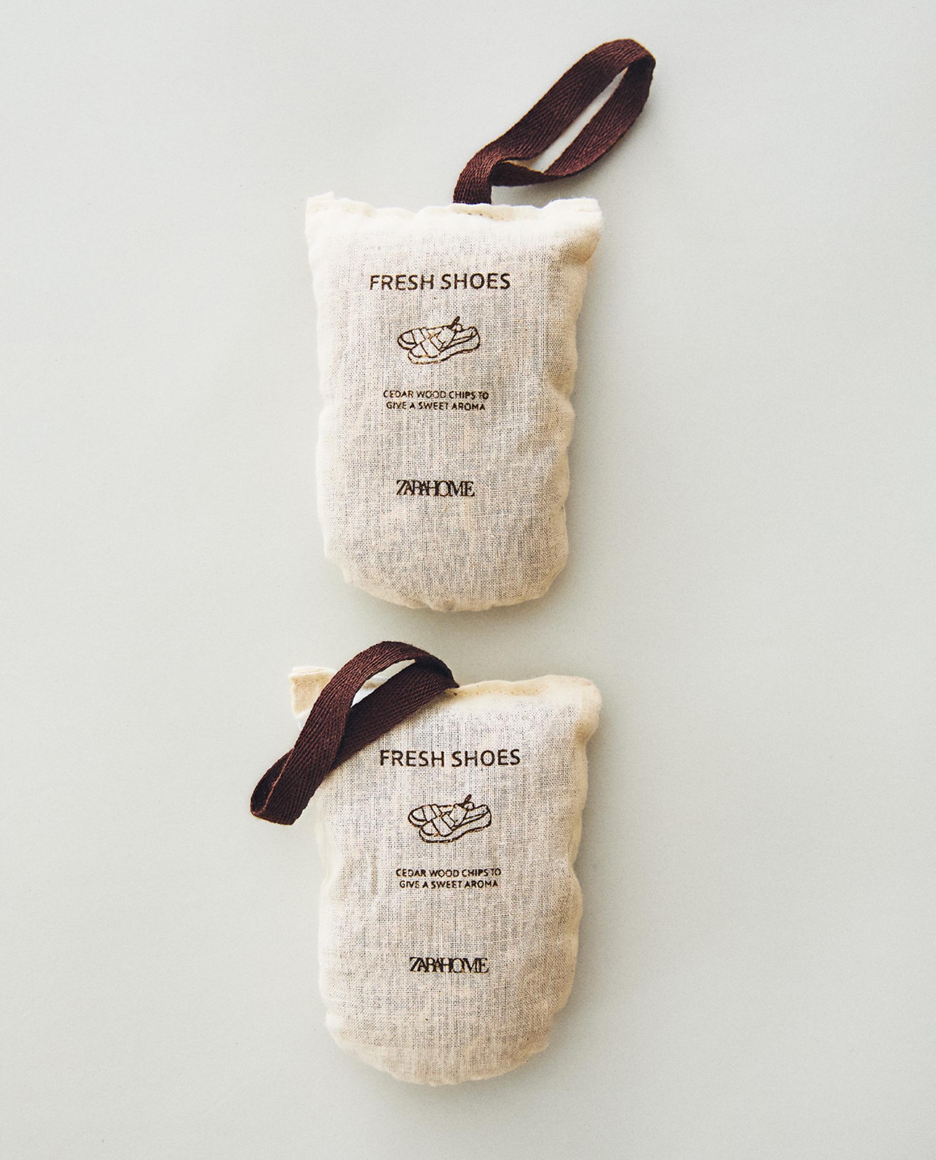 WARDROBE CEDAR CHIP BAGS (PACK OF 2) | Zara Home Bahrain