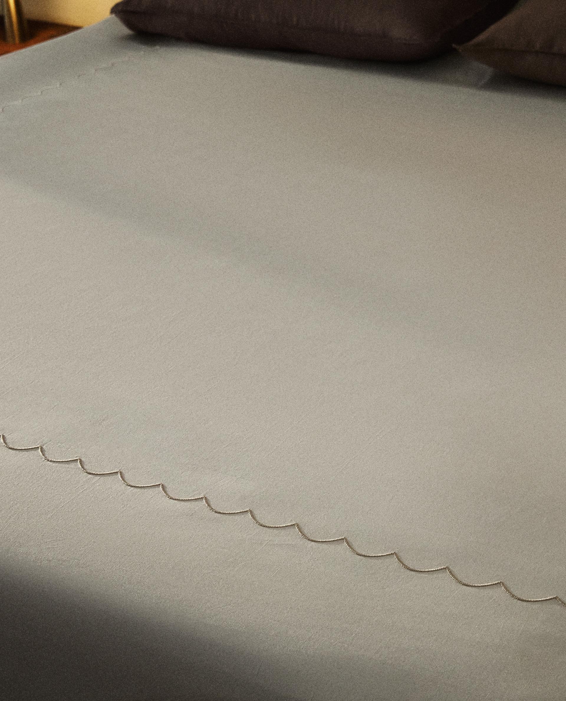 OBLIEČKA NA PERINU S VÝŠIVKOU | Zara Home Slovensko