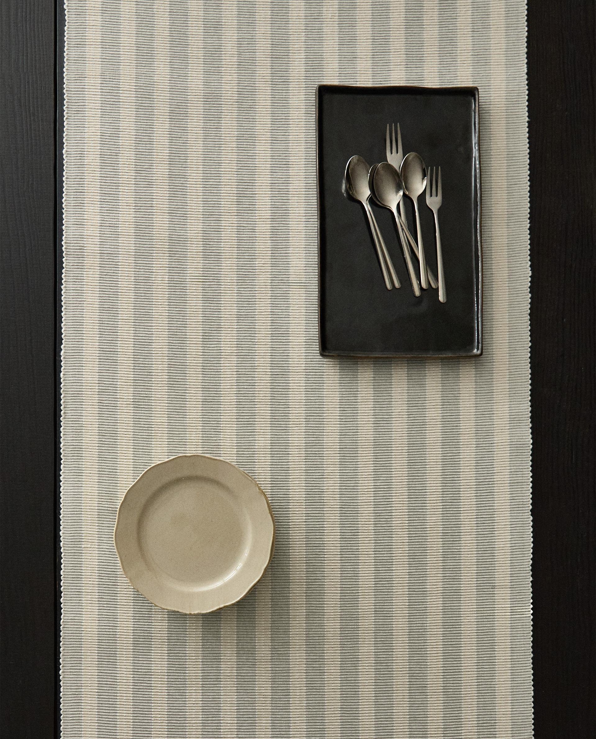 STRIPED TABLE RUNNER | Zara Home Ελλάδα / Greece