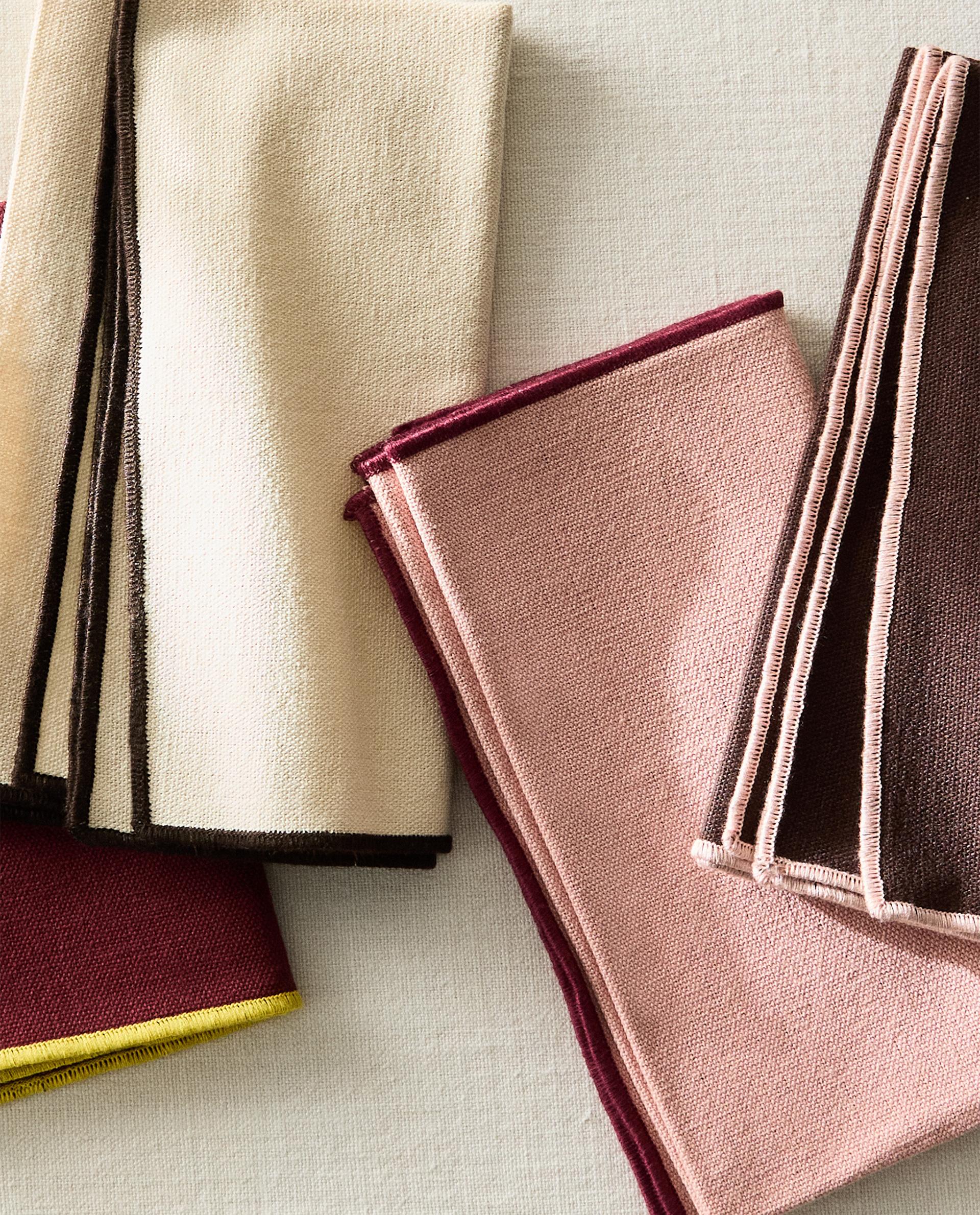 PACK OF COTTON NAPKINS WITH STITCHING (PACK OF 4) X COLLAGERIE | Zara ...