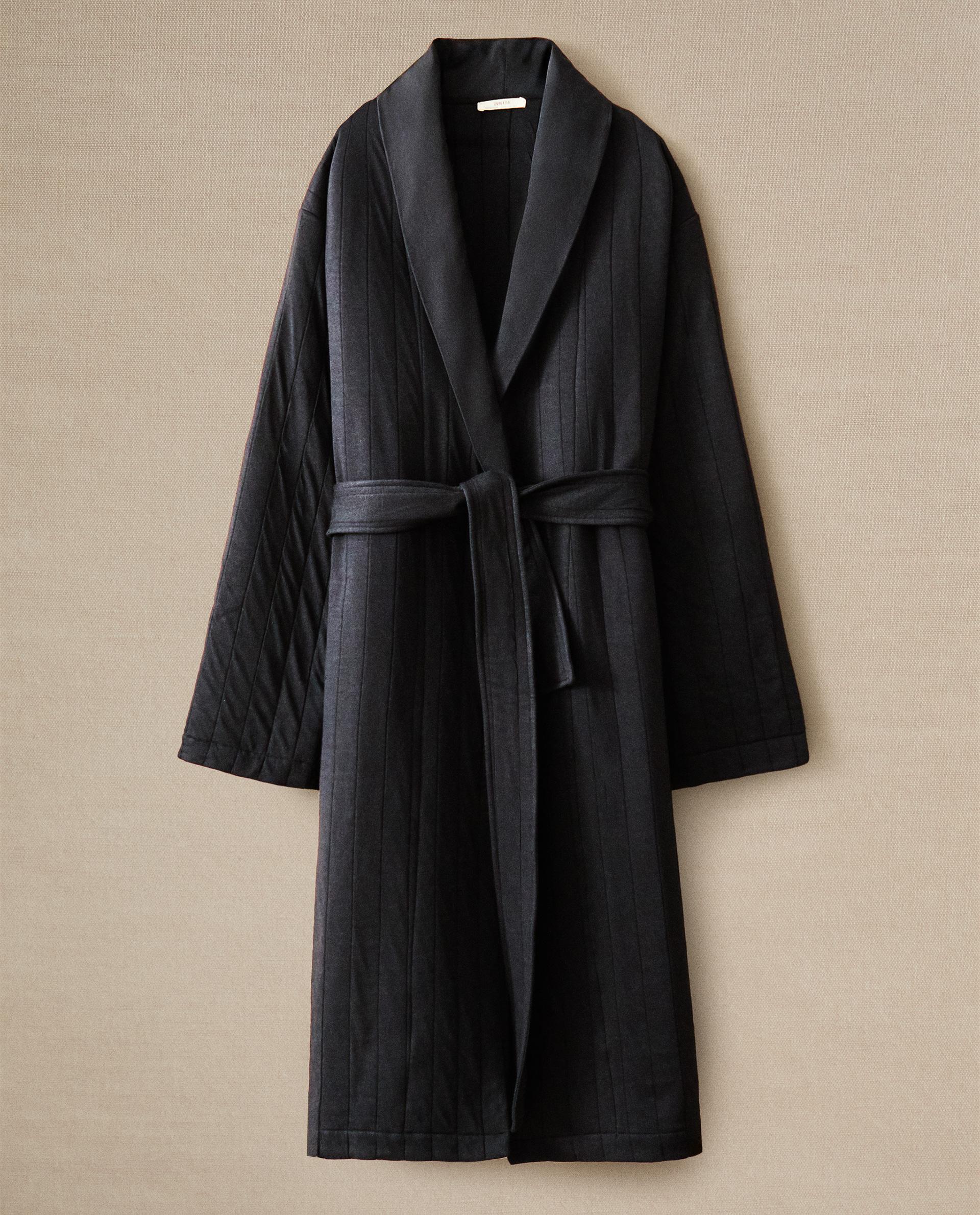 ΜΑΚΡΙΑ ΚΑΠΙΤΟΝΕ ΡΟΜΠΑ | Zara Home Ελλάδα / Greece
