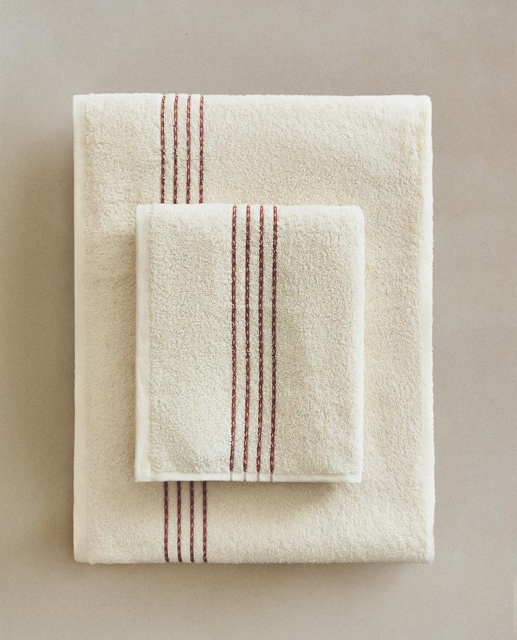 TOALHA DE BANHO COM PIPING EM CONTRASTE | Zara Home Brasil