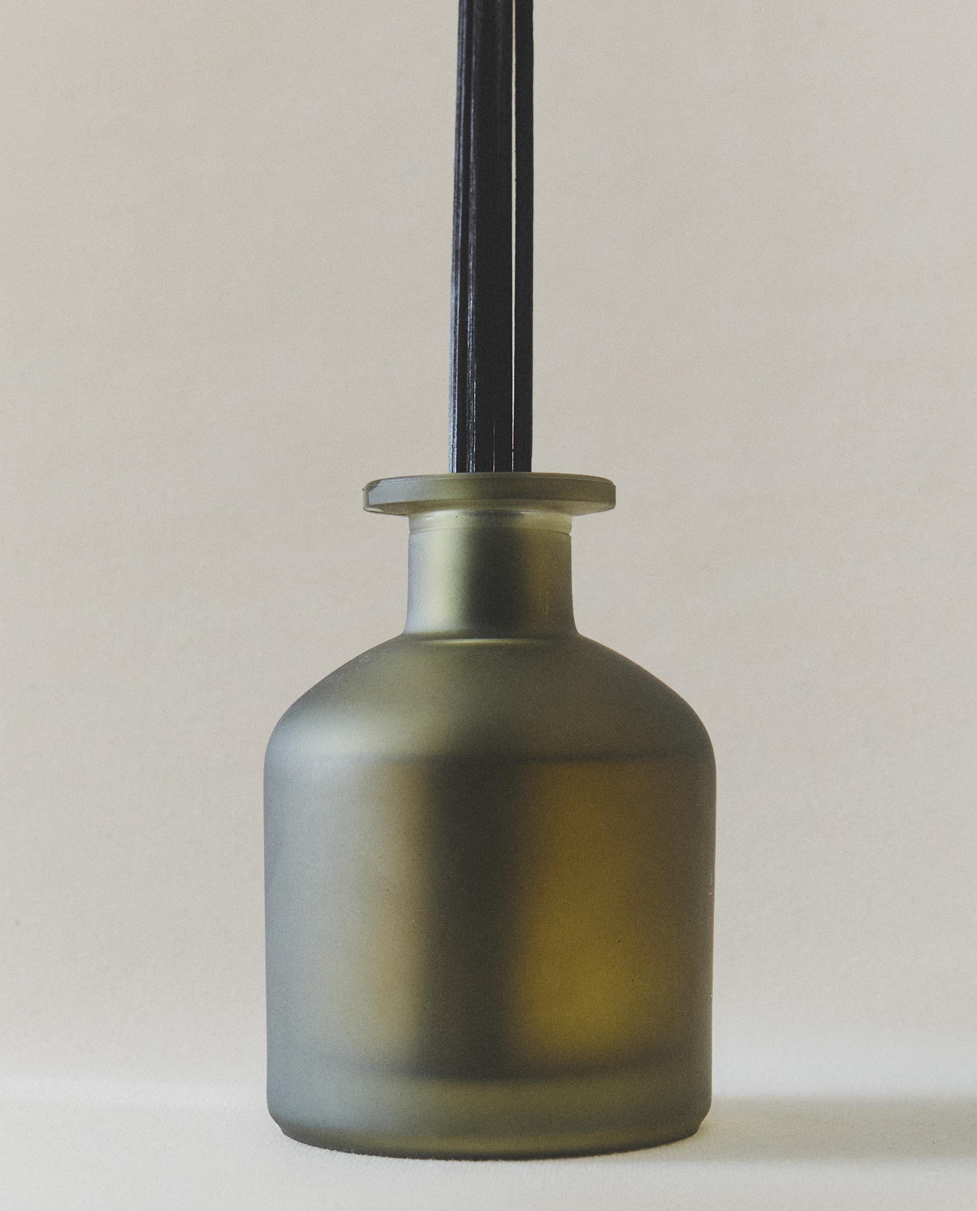 (230 ML) TUBEROSE REED DIFFUSERS | Zara Home United Kingdom