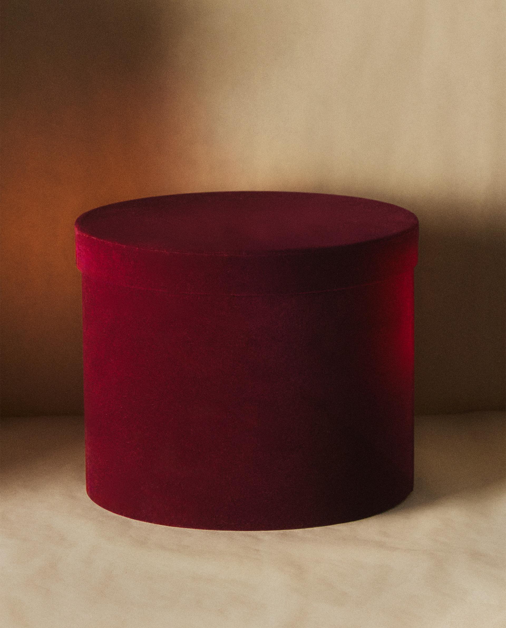 VELVET ROUND CHRISTMAS BOX | Zara Home Ireland
