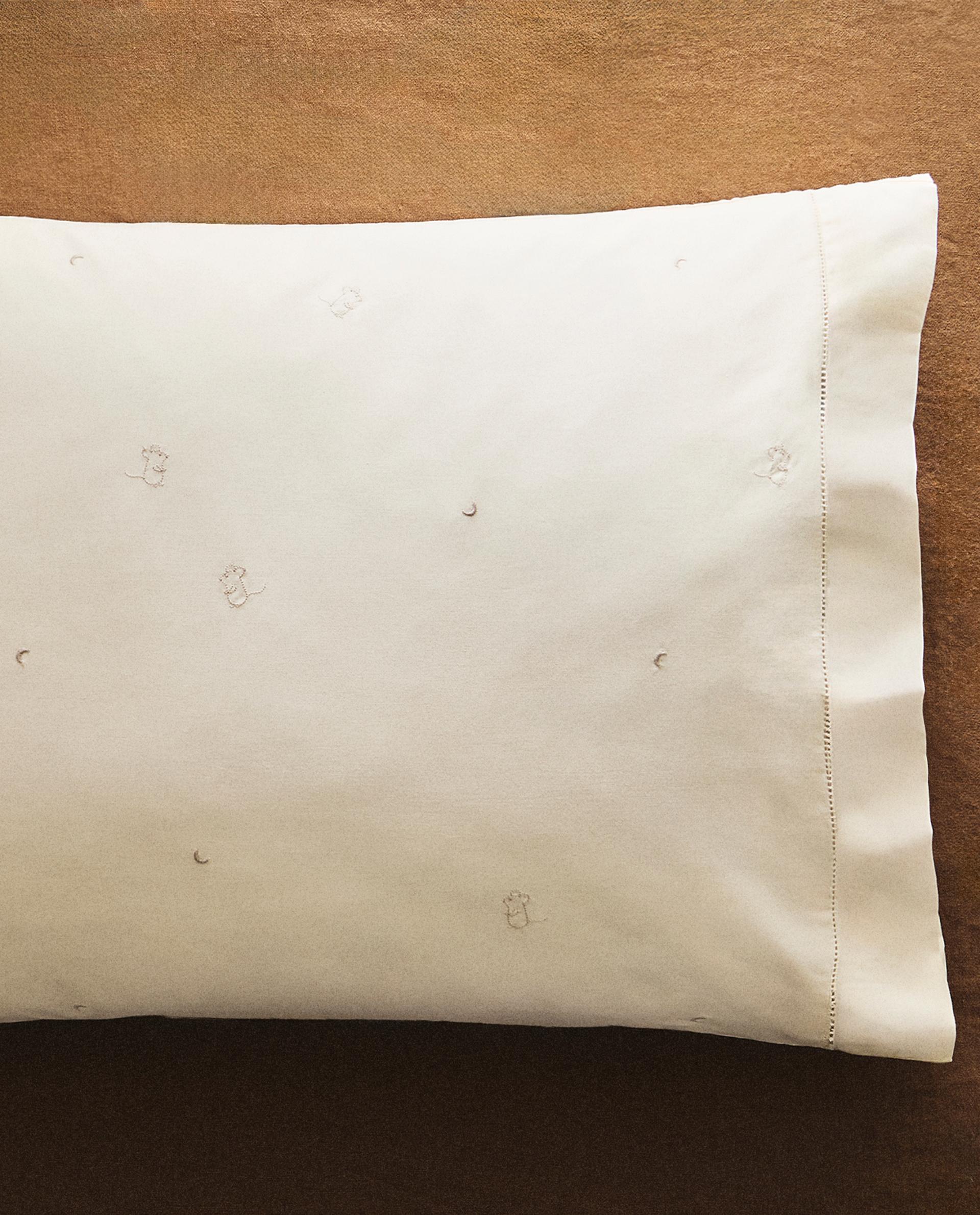 CHILDREN'S PILLOWCASE WITH EMBROIDERED MICE | Zara Home UAE - ABU DHABI ...