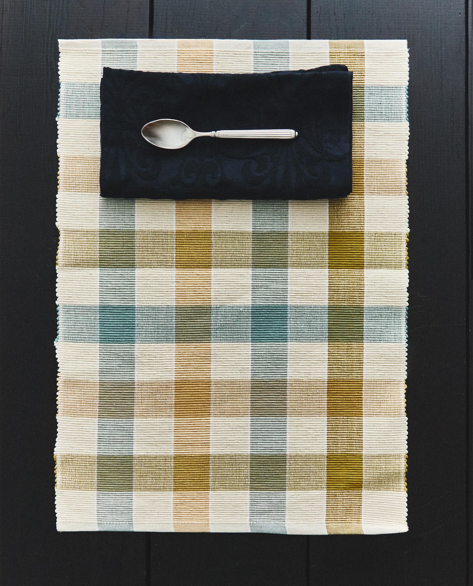 羅紋格紋餐墊 | Zara Home Hong Kong Sar / 香港特別行政區