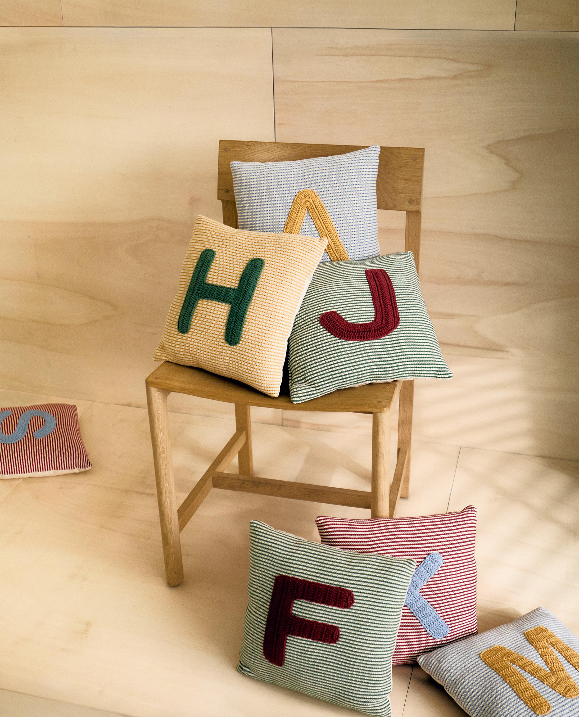 CHILDREN'S THROW PILLOWS WITH LETTERS | Zara Home United States of America