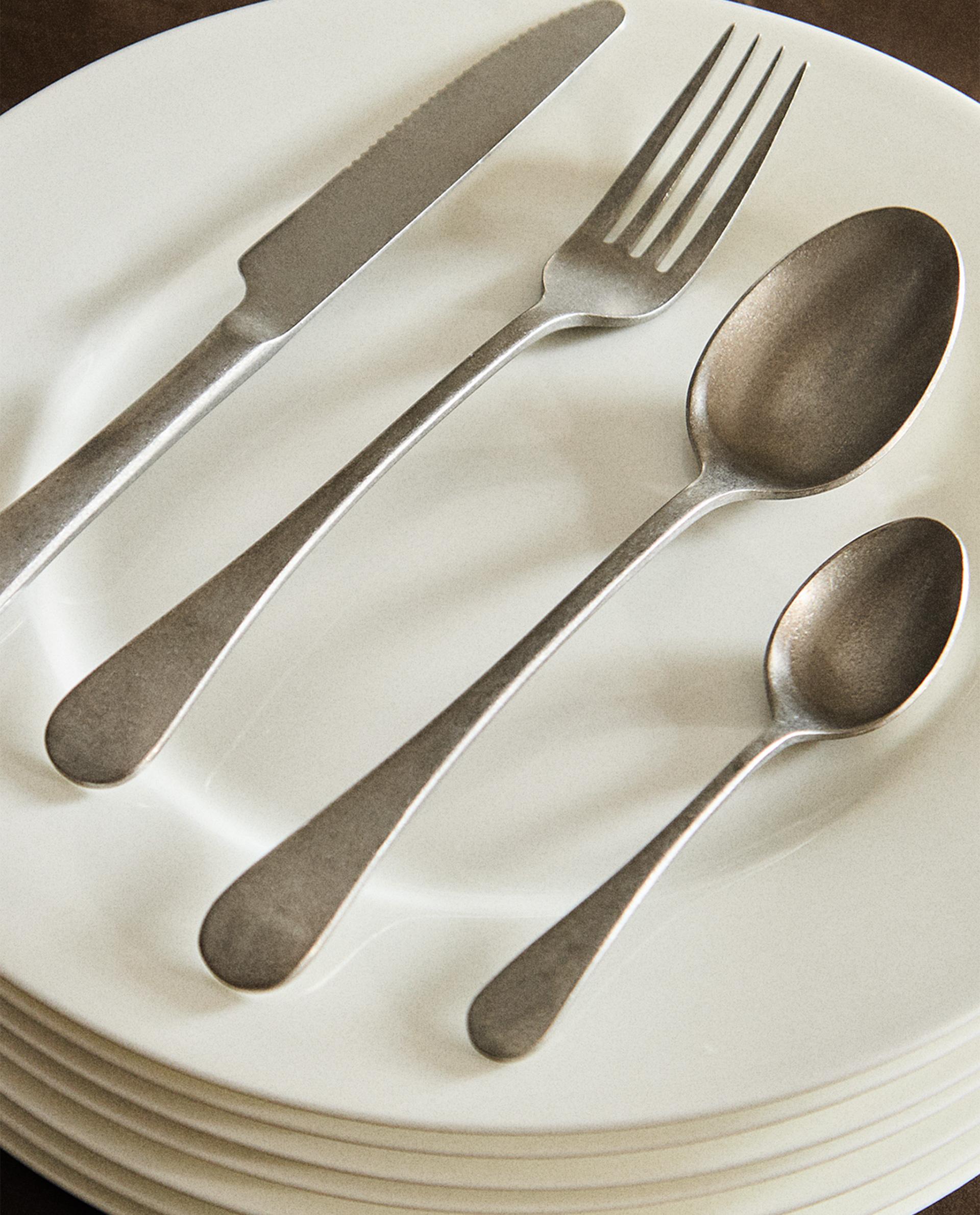 ENSEMBLE DE COUVERTS 4 PIÈCES EFFET VINTAGE | Zara Home France