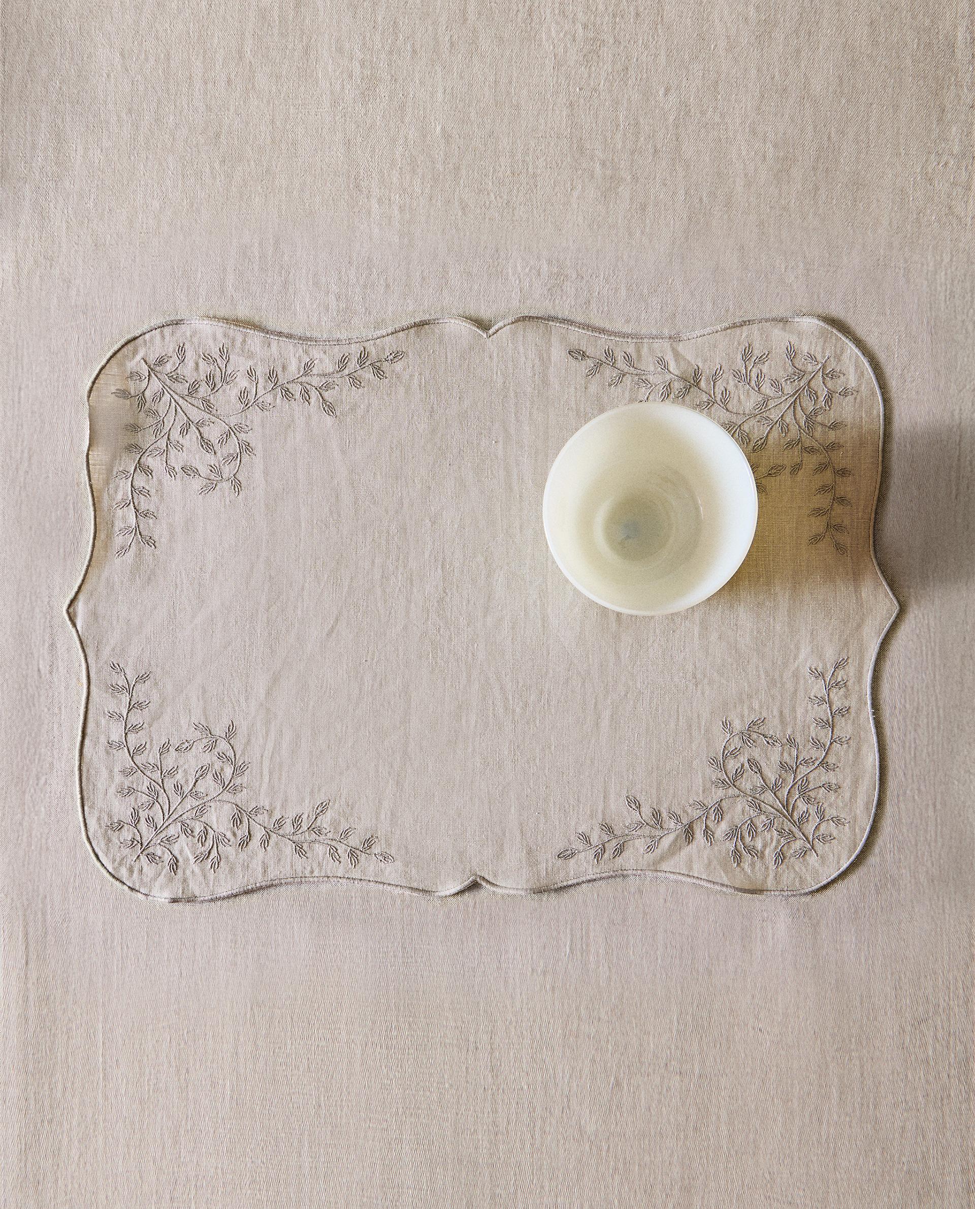 LINEN PLANT EMBROIDERY PLACEMAT | Zara Home Worldwide
